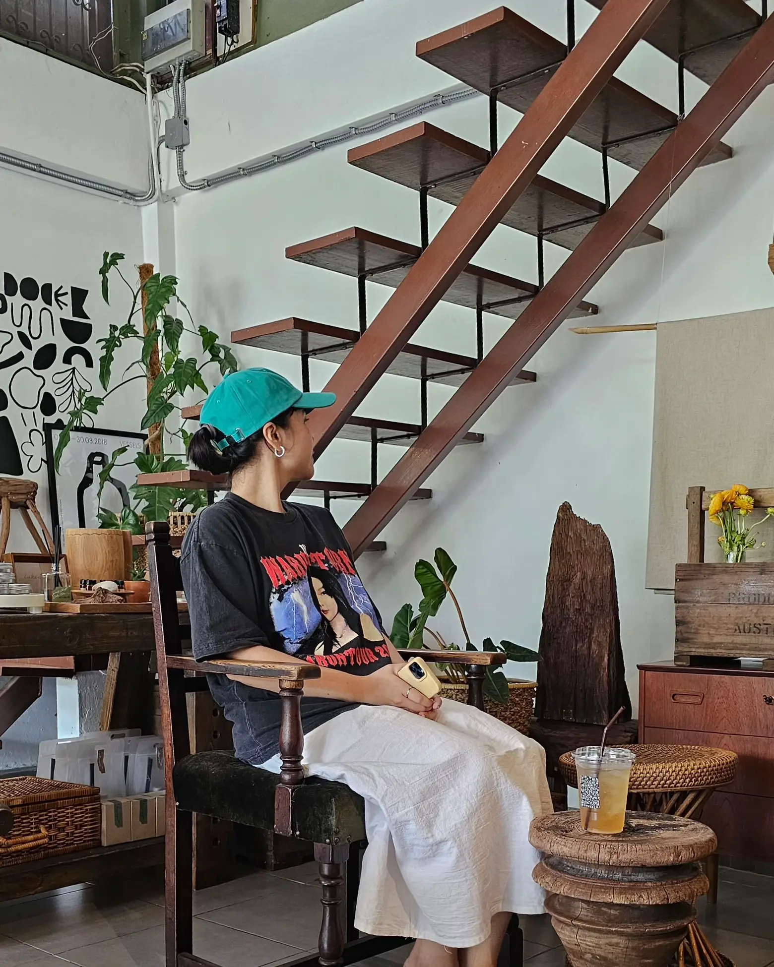 Mana.Chujai คาเฟ่สไตล์โฮมมี่..🏡🐈 | แกลเลอรีที่โพสต์โดย Kamol.. 🪴 | Lemon8