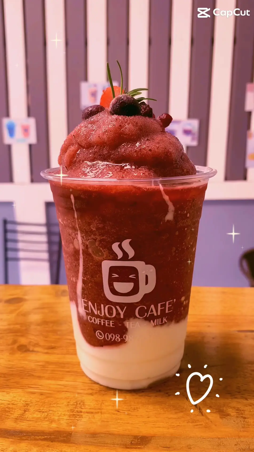 มิกซ์เบอร์รี่โยเกิร์ตโฮมเมด | วิดีโอที่เผยแพร่โดย ENJOY Cafe’ | Lemon8