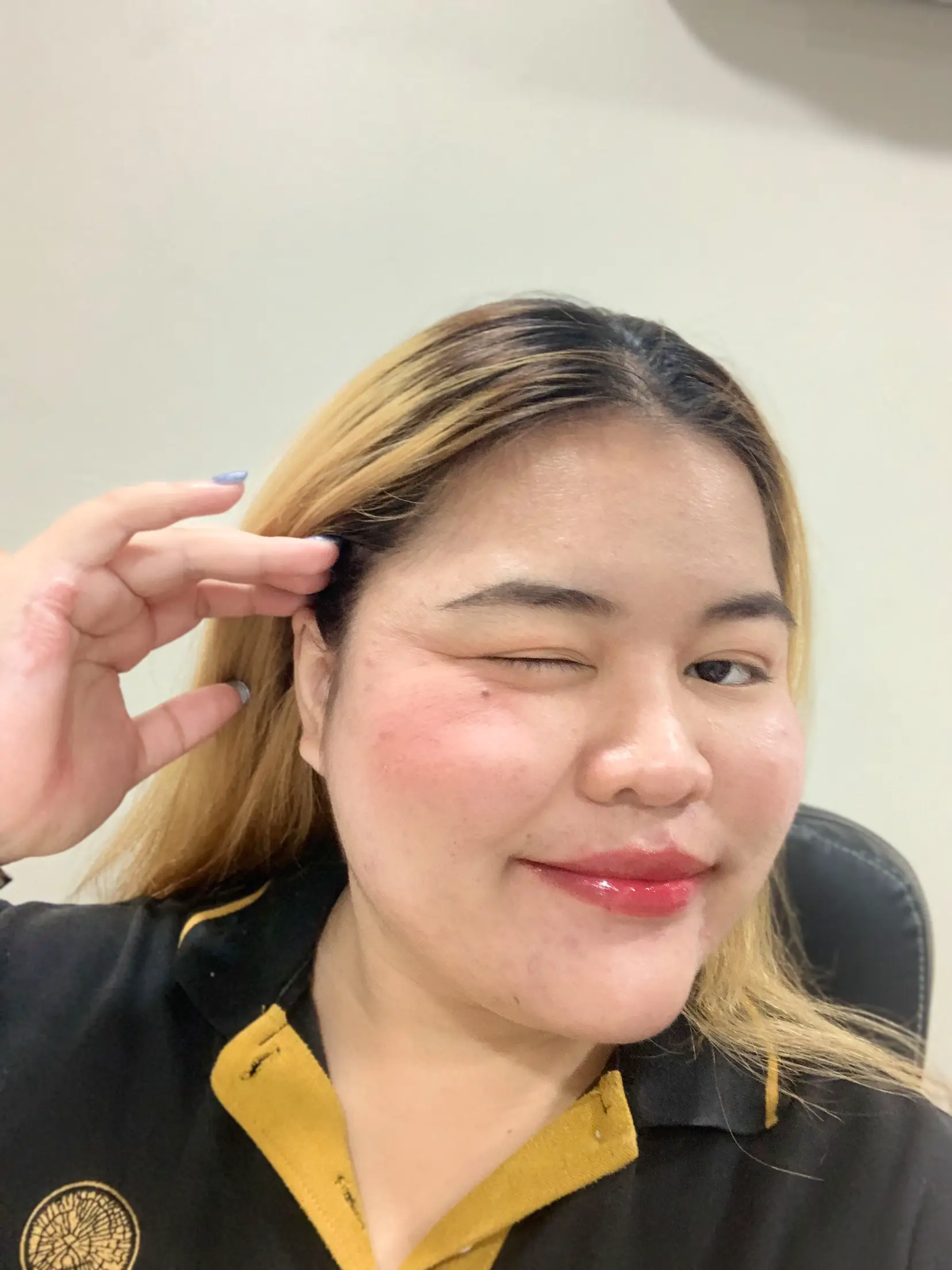 🧸Review🧸 IN2IT - Moisture Bomb Lipstick | แกลเลอรีที่โพสต์โดย Fah.cha | Lemon8