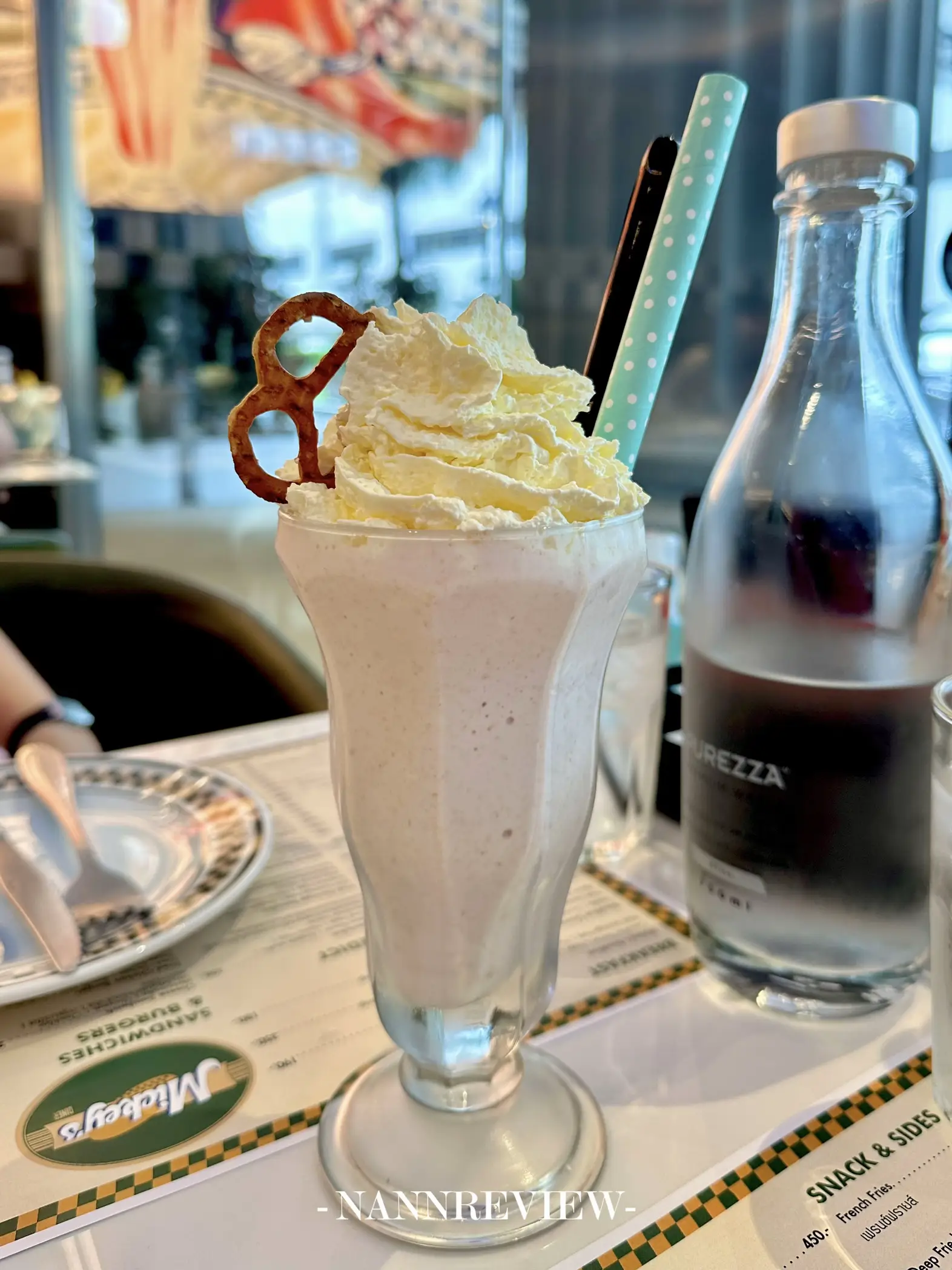 Mickey’s Diner BKK 🍗 | แกลเลอรีที่โพสต์โดย NANNREVIEW | Lemon8