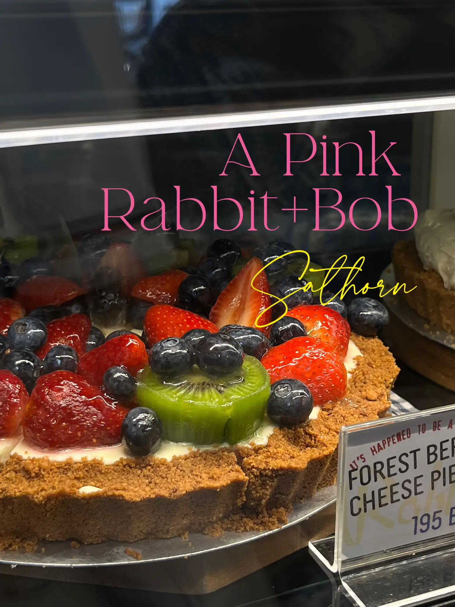 ค้นพบ A pink rabbit + Bob สาทร เดินทางได้ง่ายๆสะดวกสุดๆ | แกลเลอรีที่ ...