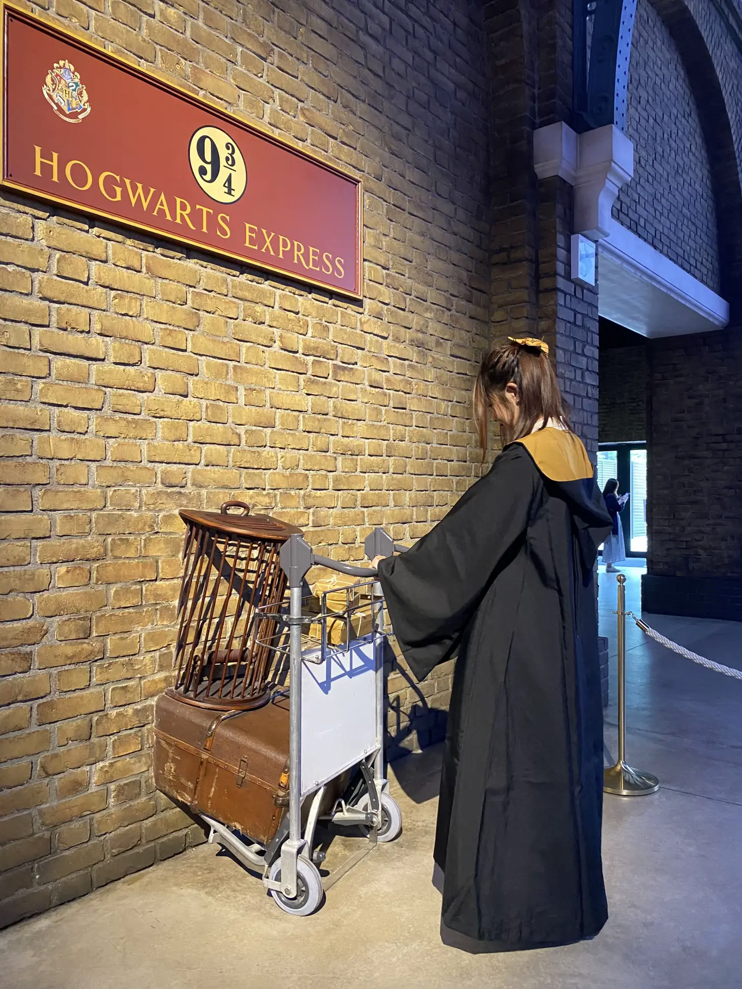 ทัวร์สตูดิโอถ่ายทำ Harry Potter ที่ Warner Bros. Studio 🇯🇵 | แกลเลอรี ...