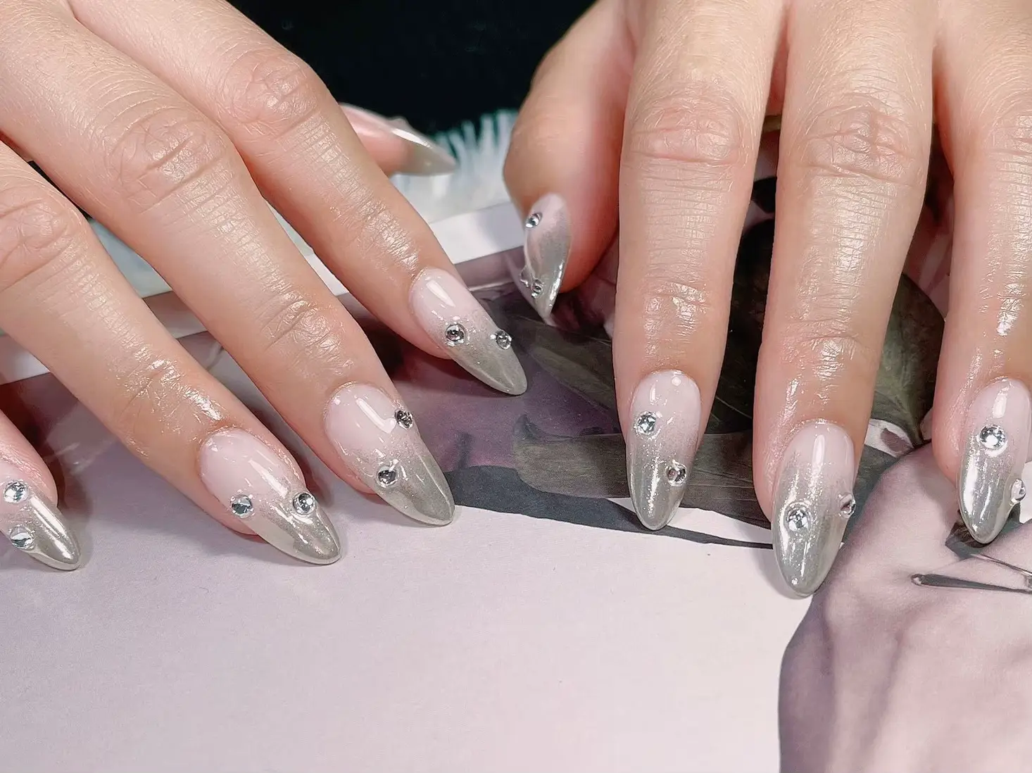 ไอเดียทำเล็บสาย ฝ. | แกลเลอรีที่โพสต์โดย Laila nails kk | Lemon8