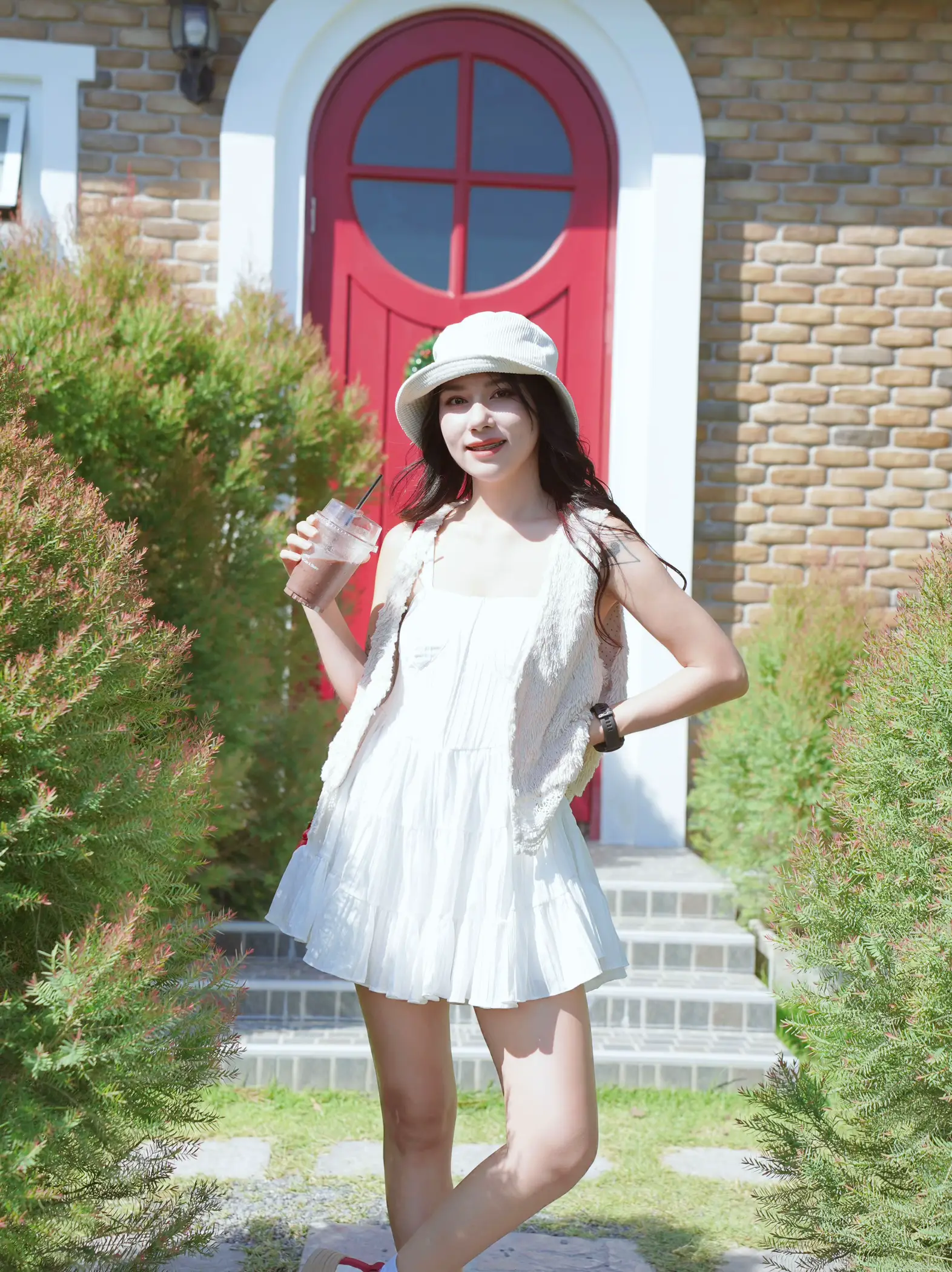 Flower house | แกลเลอรีที่โพสต์โดย Dada Story | Lemon8