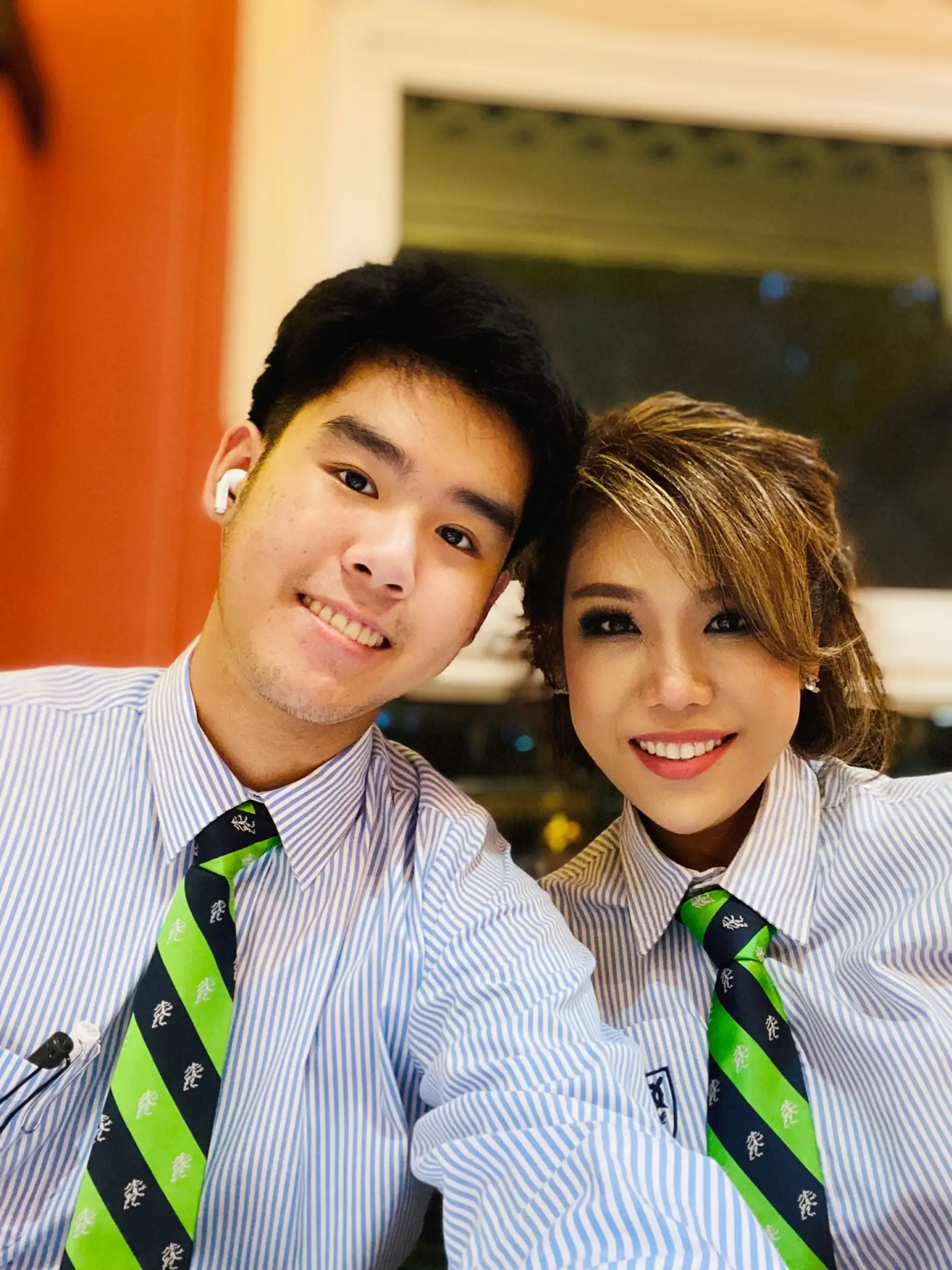 วันเด็ก ในวัย 52 | แกลเลอรีที่โพสต์โดย Dr.Tor Siripa 💃 | Lemon8