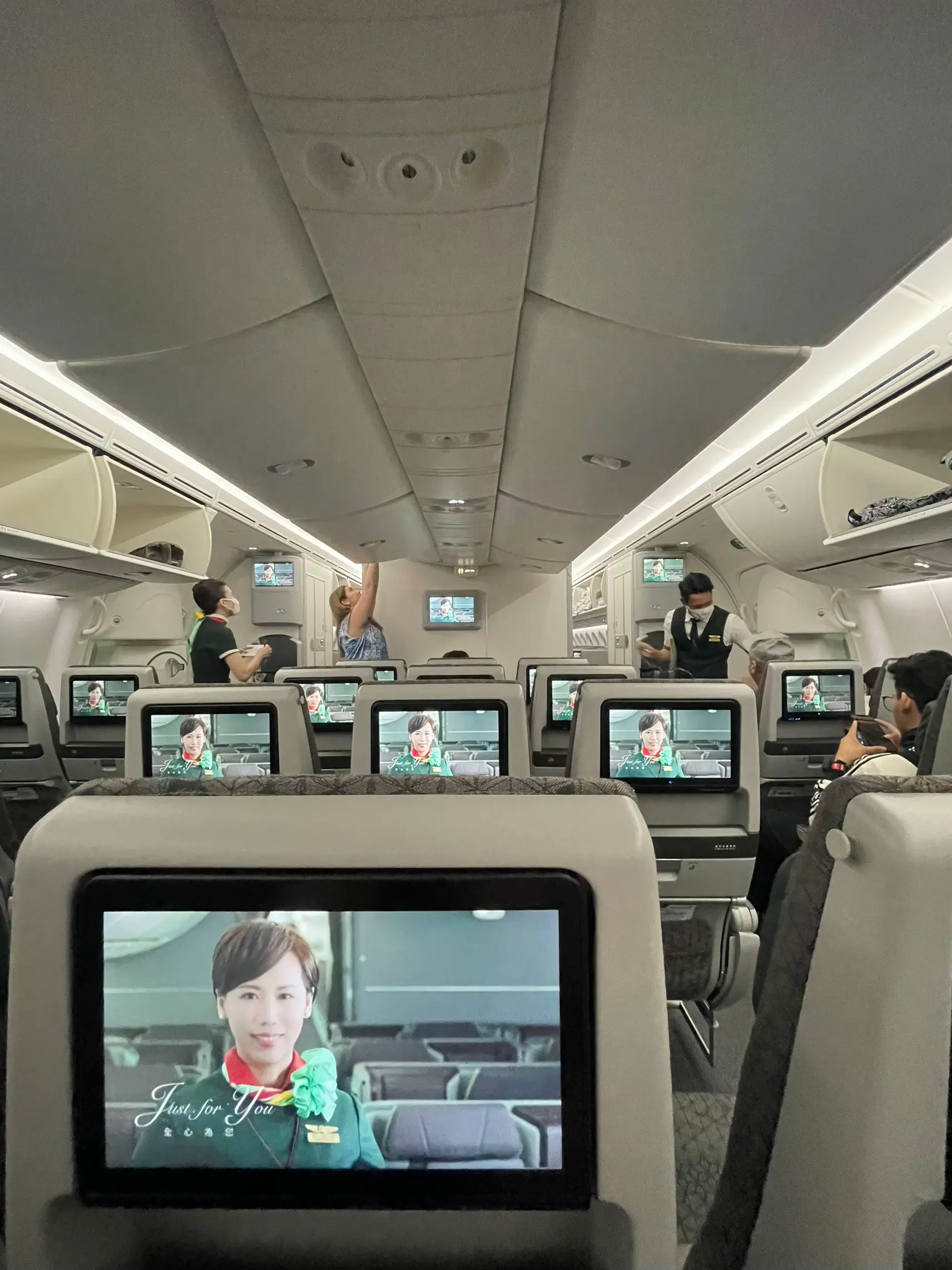 รีวิ้วว สัมภาษณ์ EVA air | แกลเลอรีที่โพสต์โดย นอนอขอรีวิวว💘 | Lemon8