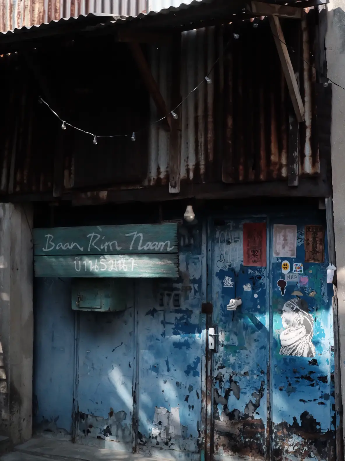 ไปเที่ยวตลาดน้อยกัน | แกลเลอรีที่โพสต์โดย Bow Jumbo | Lemon8