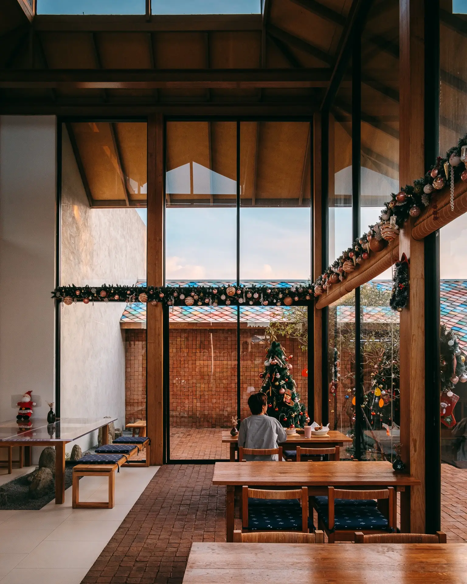 Chirp cafe & chat space อยุธยา ต้อนรับเทศกาลแห่งความสุข | แกลเลอรีที่ ...