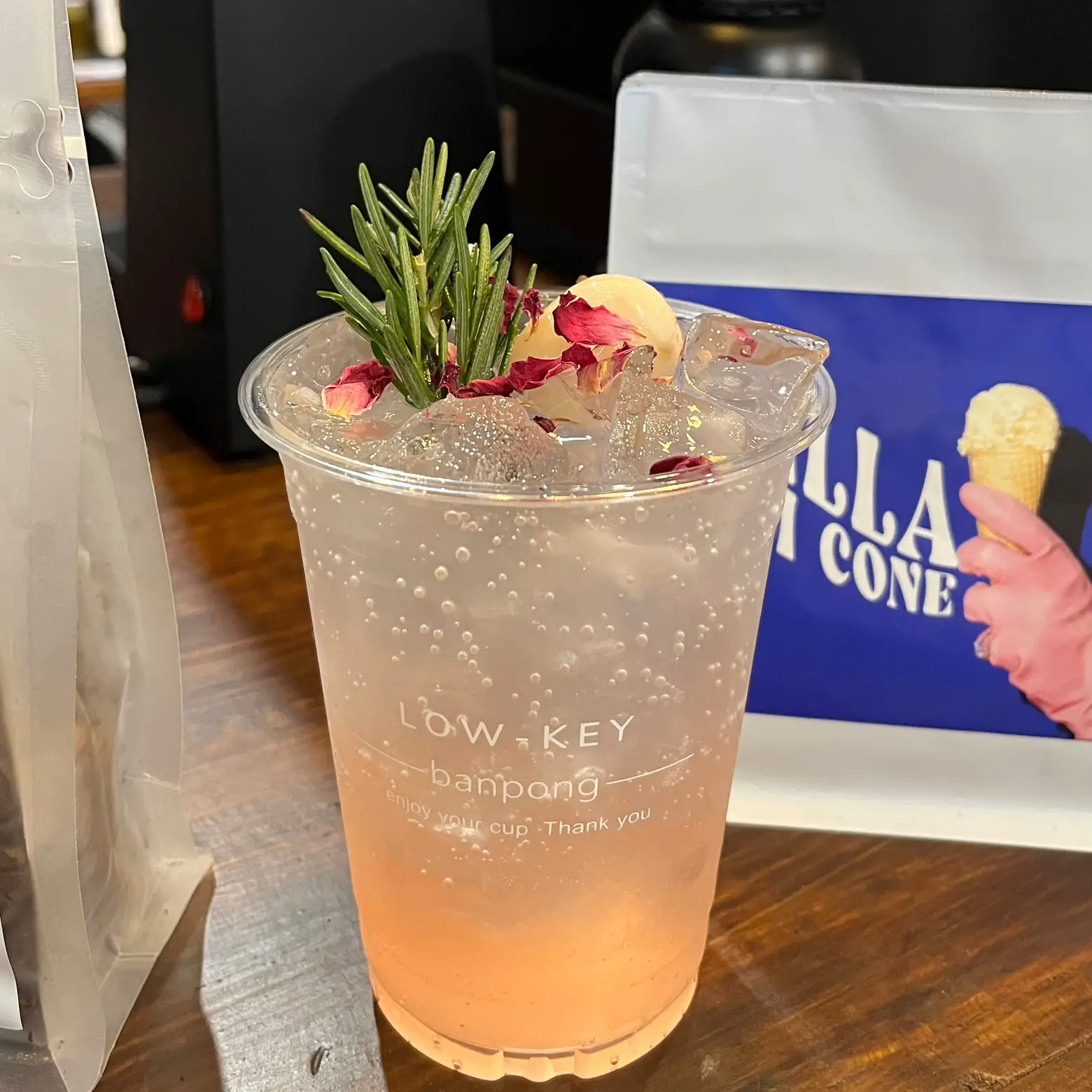 คาเฟ่บ้านโป่งเปิดใหม่ | แกลเลอรีที่โพสต์โดย Kyp. | Lemon8