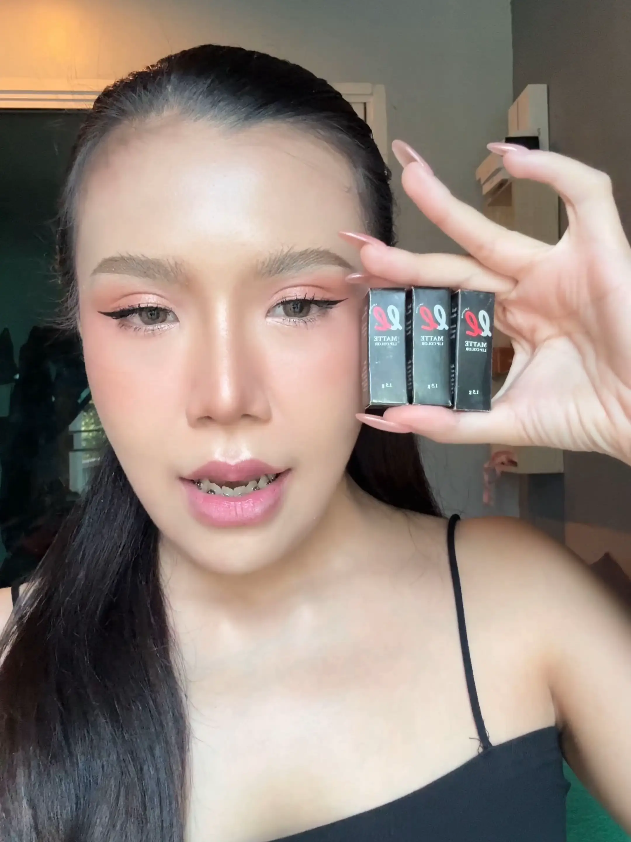 ลิปจิ๋วในตำนาน | วิดีโอที่เผยแพร่โดย rung | Lemon8