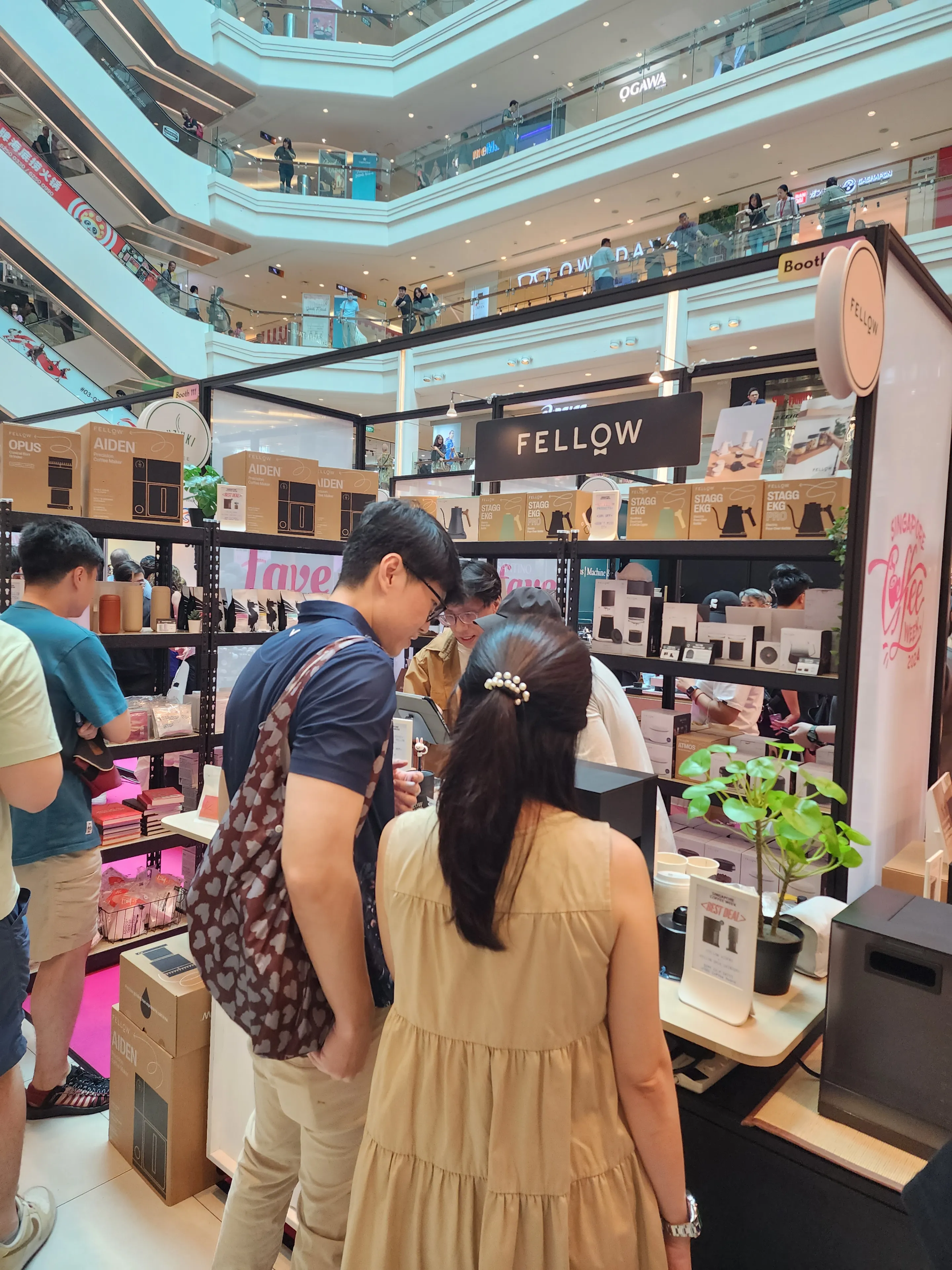 🇸🇬 Coffee Lovers, run to Plaza Sing! Free coffee!☕ | Gallery posted by ...