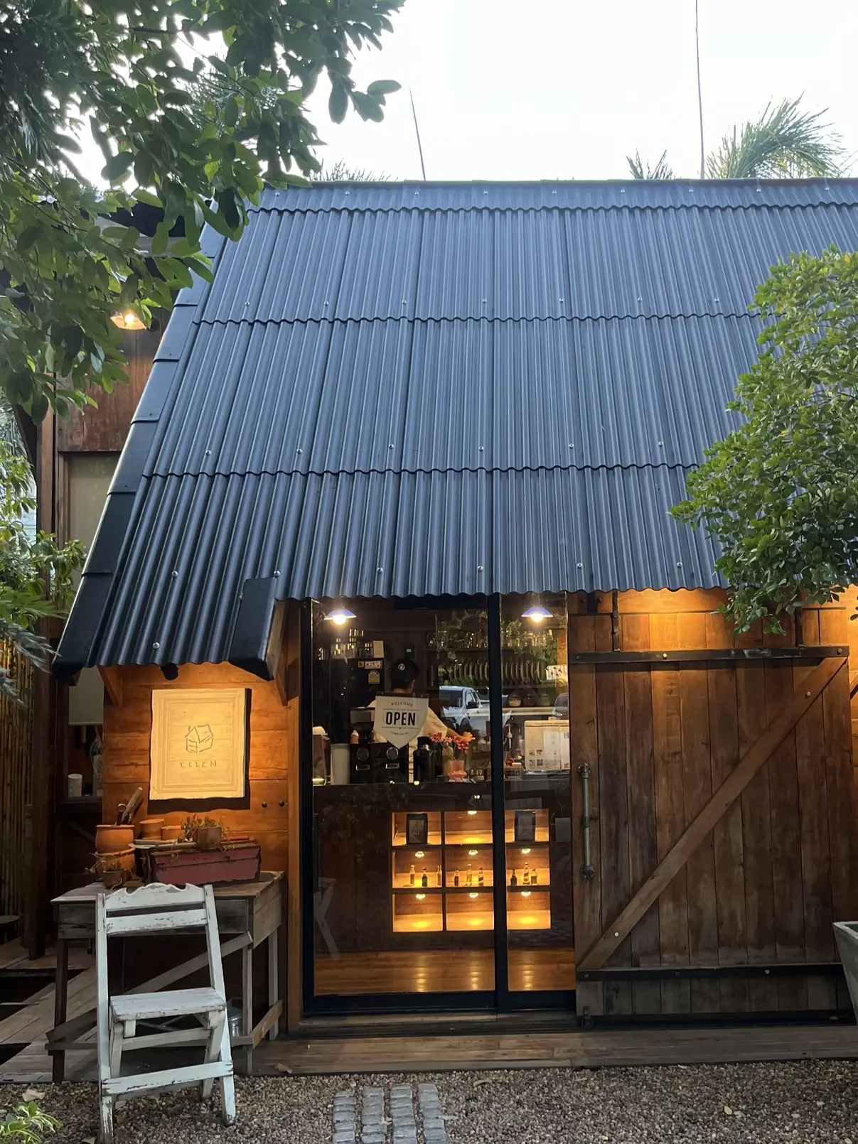 Ellen cafe house 🛖 คาเฟ่น่ารักๆพิกัดชลบุรี | แกลเลอรีที่โพสต์โดย Nnxey ...
