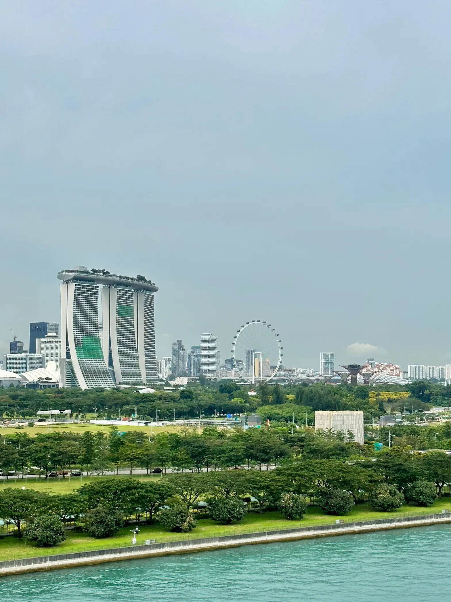 ล่องเรือใบเที่ยว The Bay 101 ในช่วงกลางคืน - Carian Lemon8
