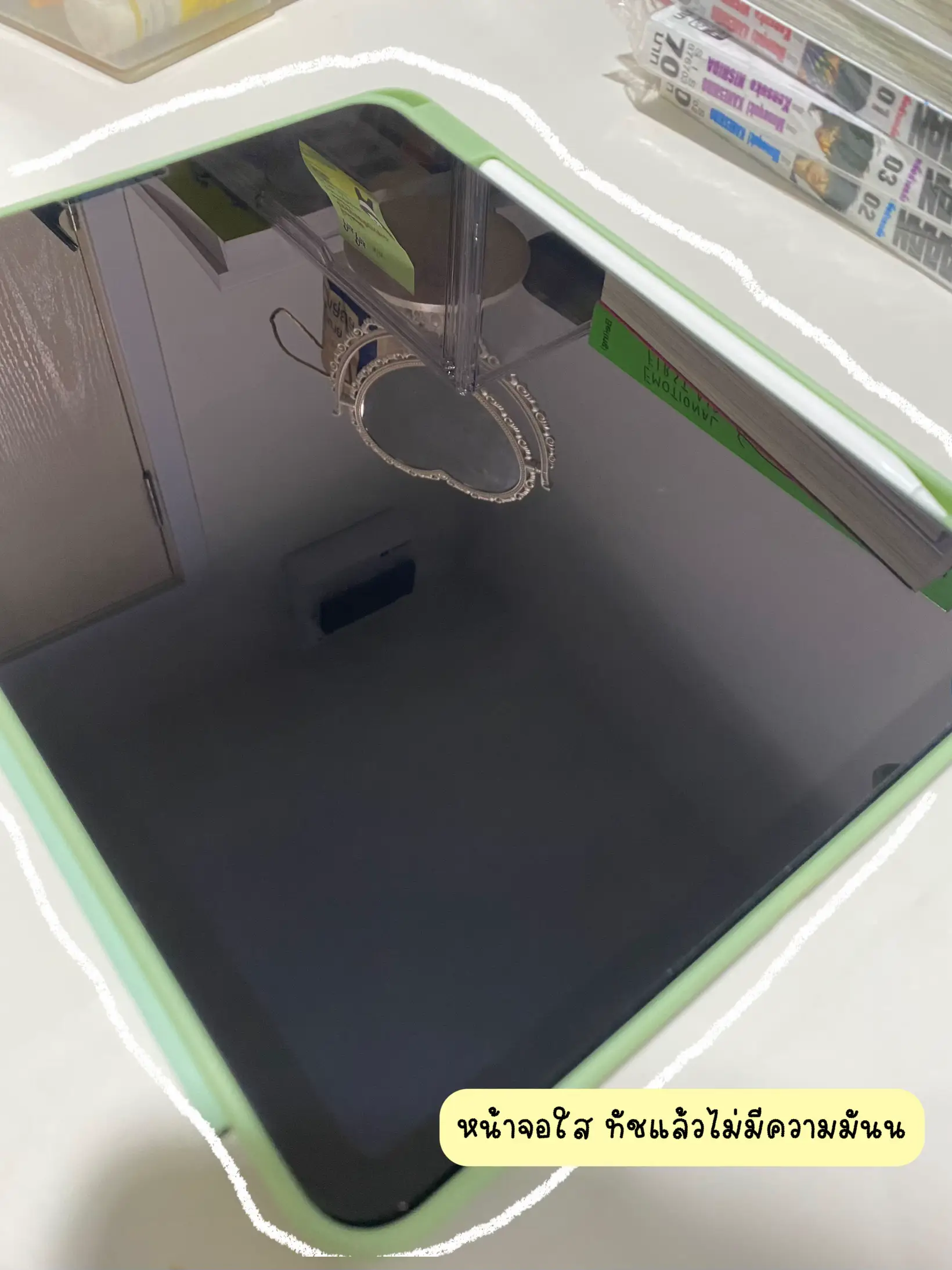 Screen cleaning spray that anyone uses a screen needs.🫧🪞 | Gallery ...