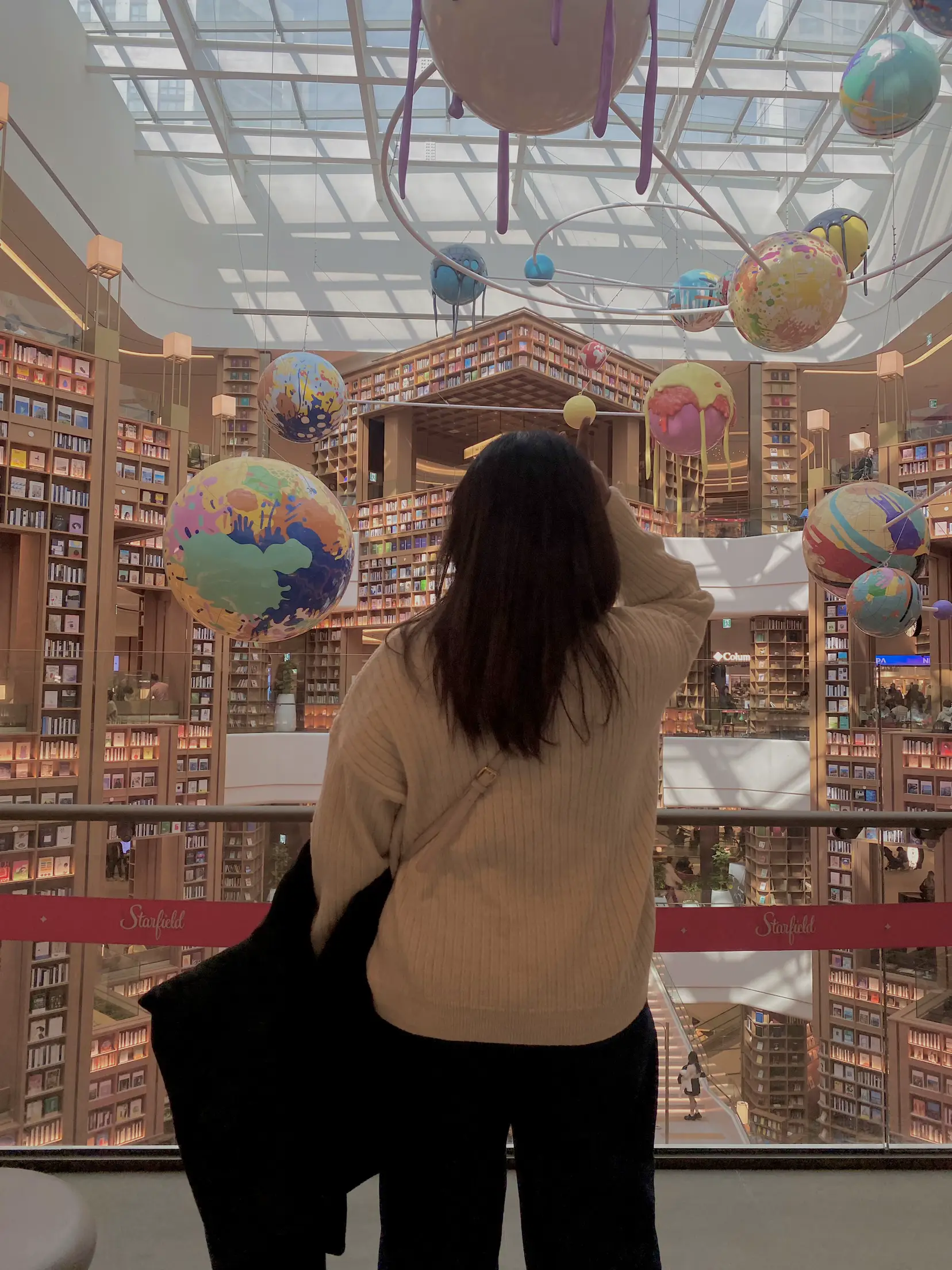 ห้องสมุดแห่งใหม่ในเกาหลี Starfield library Suwon | แกลเลอรีที่โพสต์โดย ...