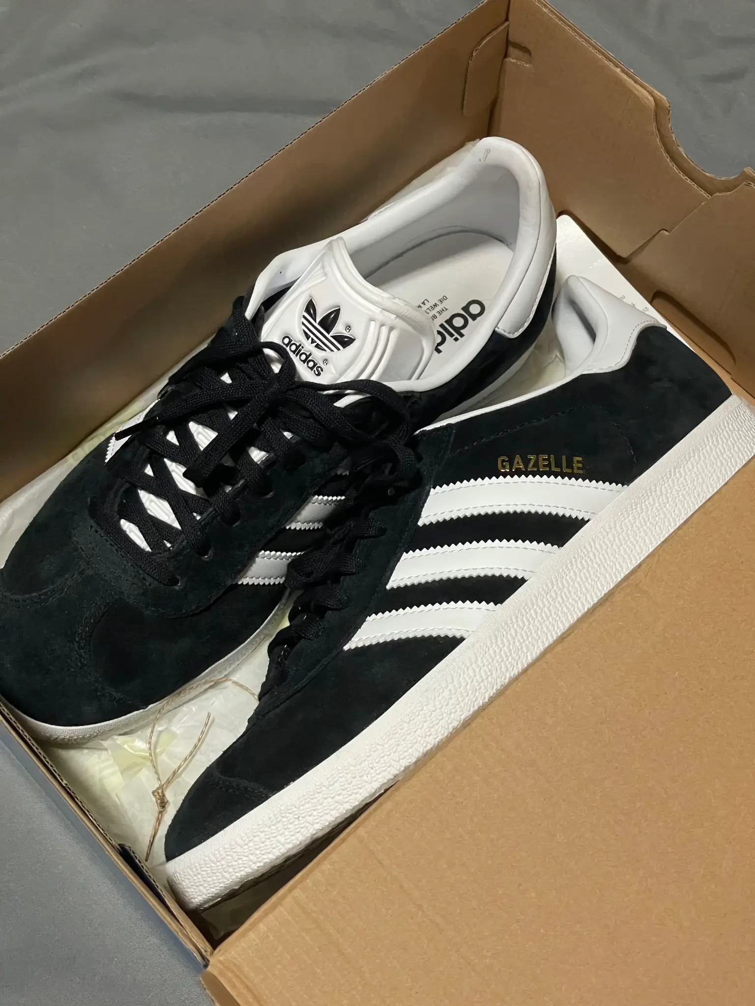 💖 ดูดีราคาไม่แรง : Adidas Gazelle สวยไม่แพ้รุ่นแมส! 💖 | แกลเลอรีที่ ...