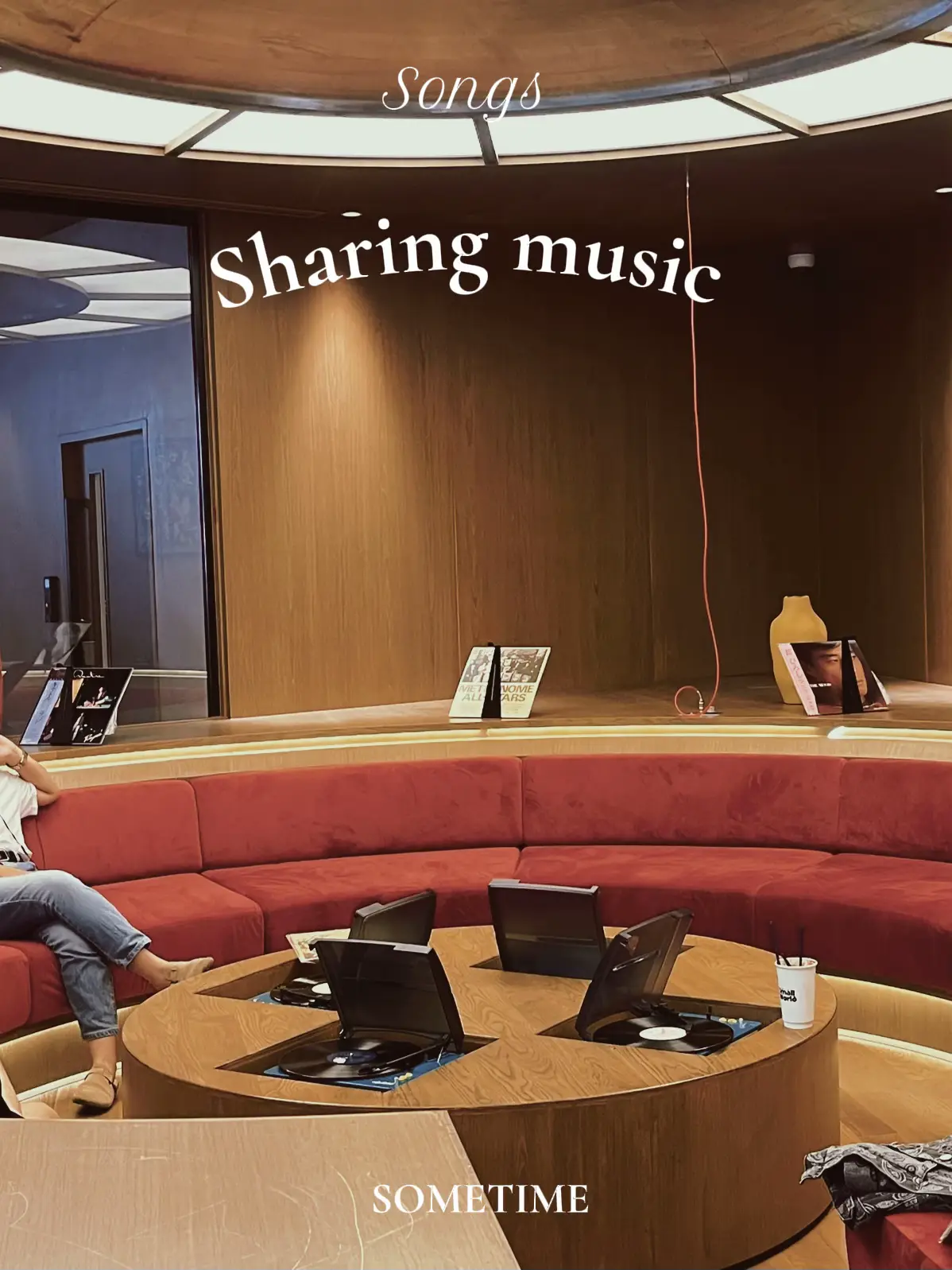 Such a small world 🎈Co-Playing Cafe 🎧 | แกลเลอรีที่โพสต์โดย 𝙋𝙋 ♡︎ | Lemon8