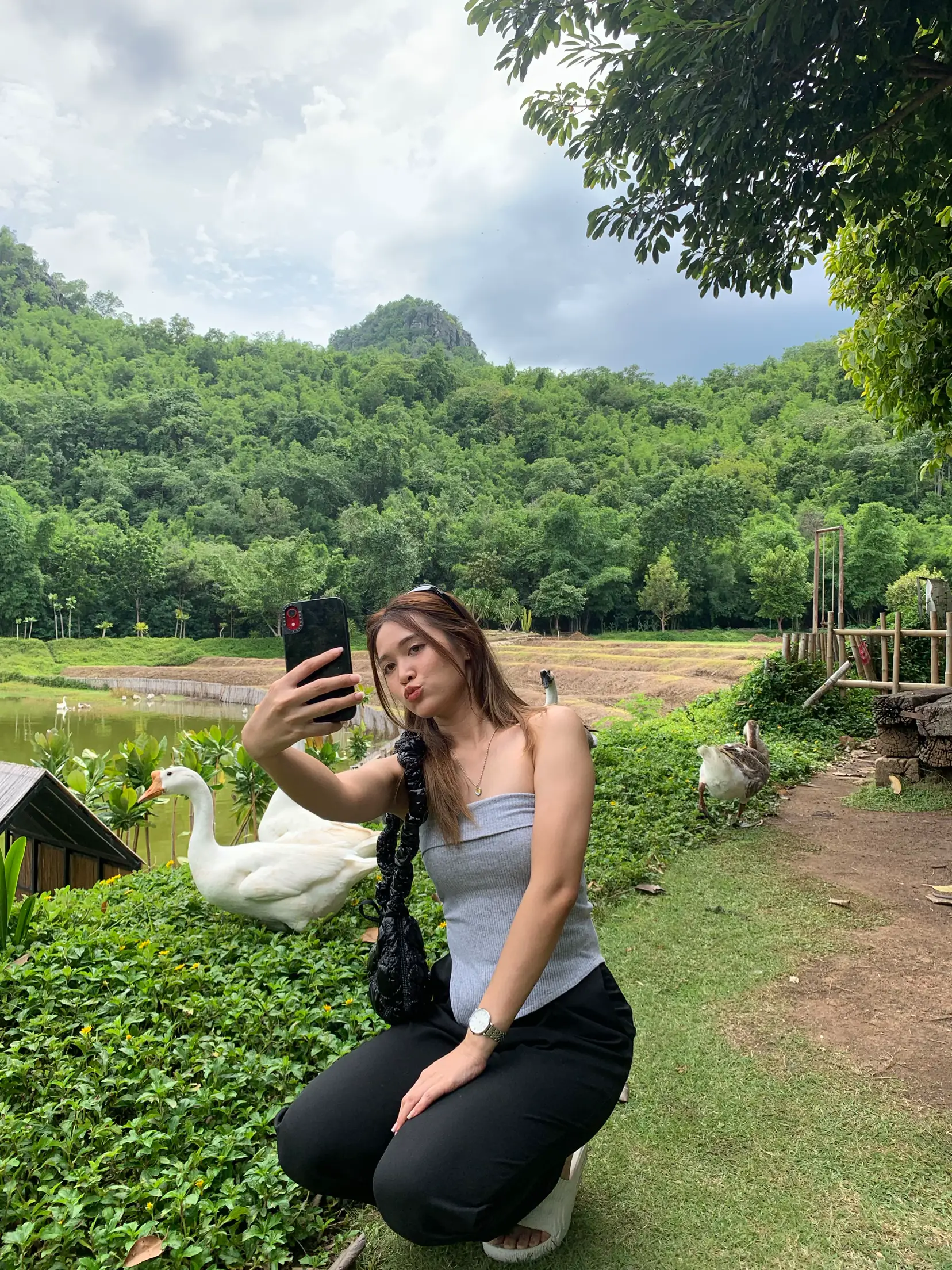 2 วัน 1 คืน ชิวๆที่กาญจนบุรี🫶🏻 | แกลเลอรีที่โพสต์โดย Tortim🙌🏻 | Lemon8