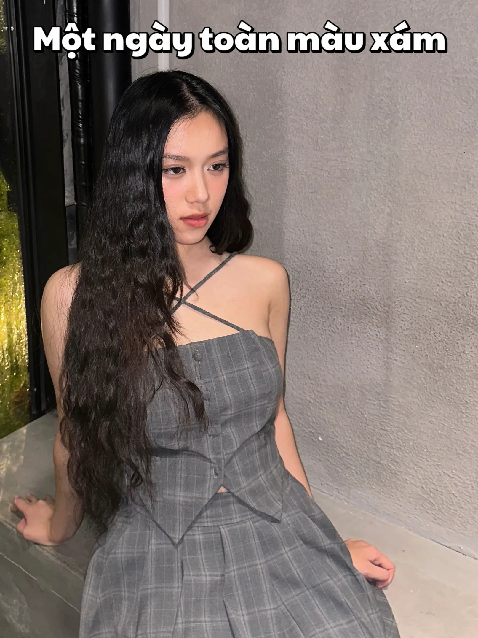 Makeup và phối đồ màu xám siu dễ | Video published by ABG học y | Lemon8