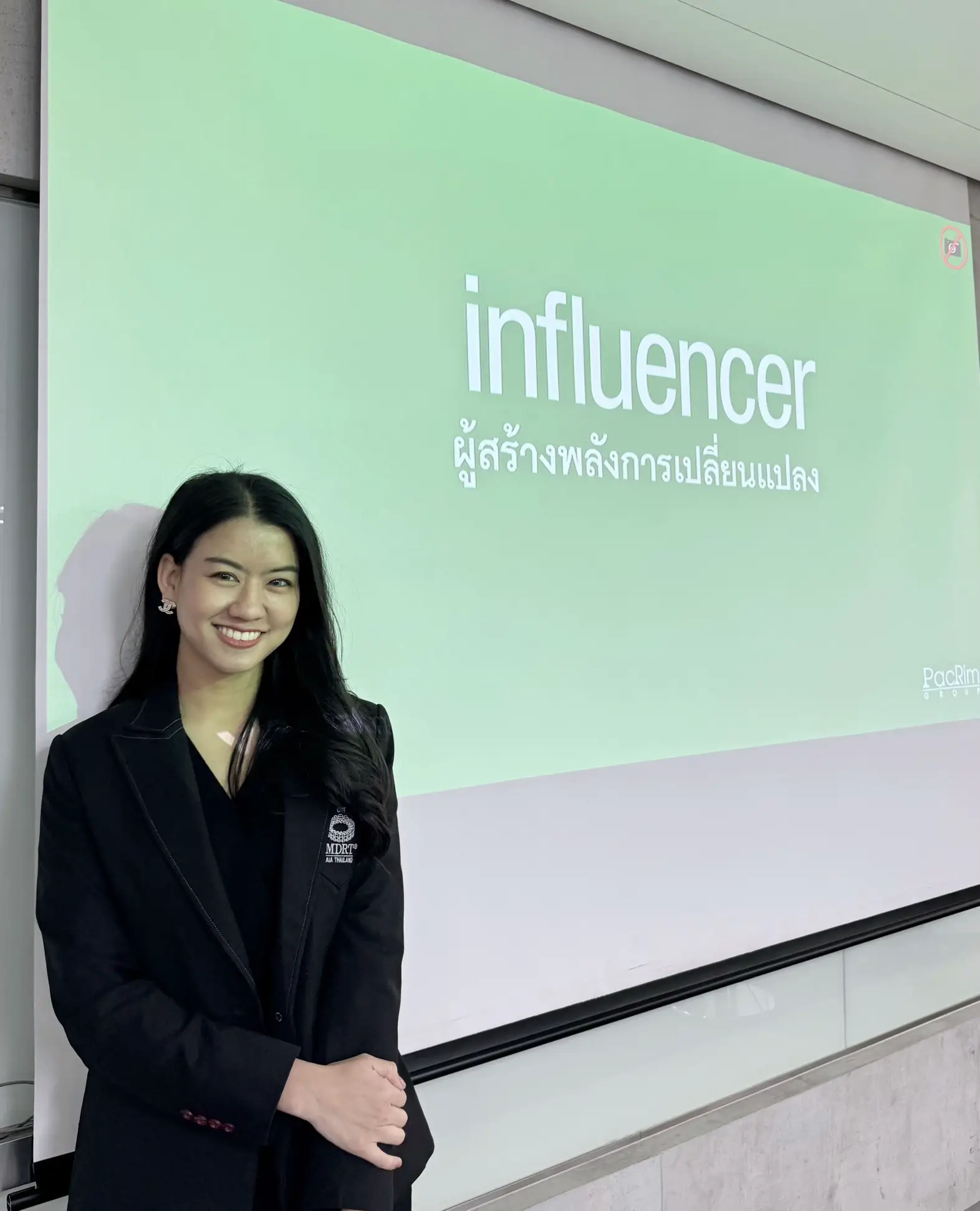 “Influencer ผู้สร้างพลังการเปลี่ยนแปลง 💪🏻🫶🏻🩷 | แกลเลอรีที่โพสต์โดย Namfinance | Lemon8