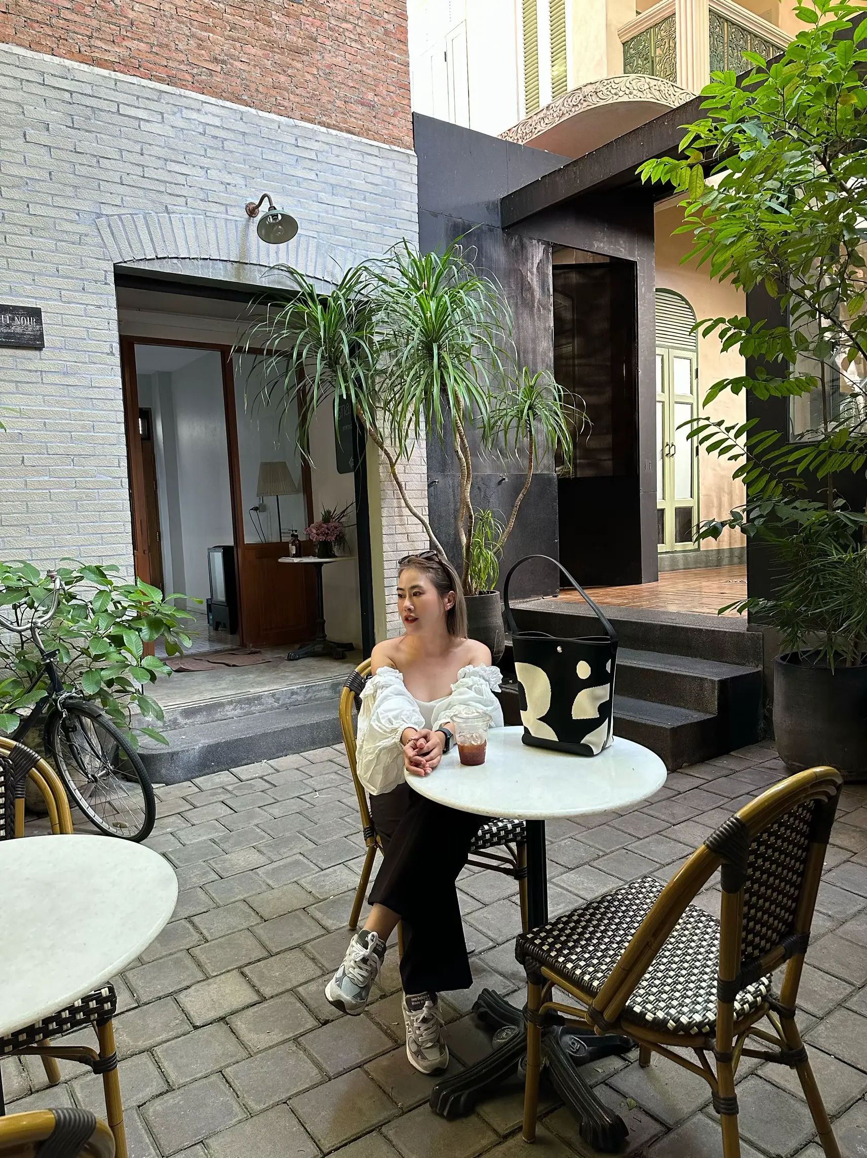 🌤️ ที่พักที่จริงใจ HOTEL NOIR | แกลเลอรีที่โพสต์โดย Nicha Nichanun | Lemon8