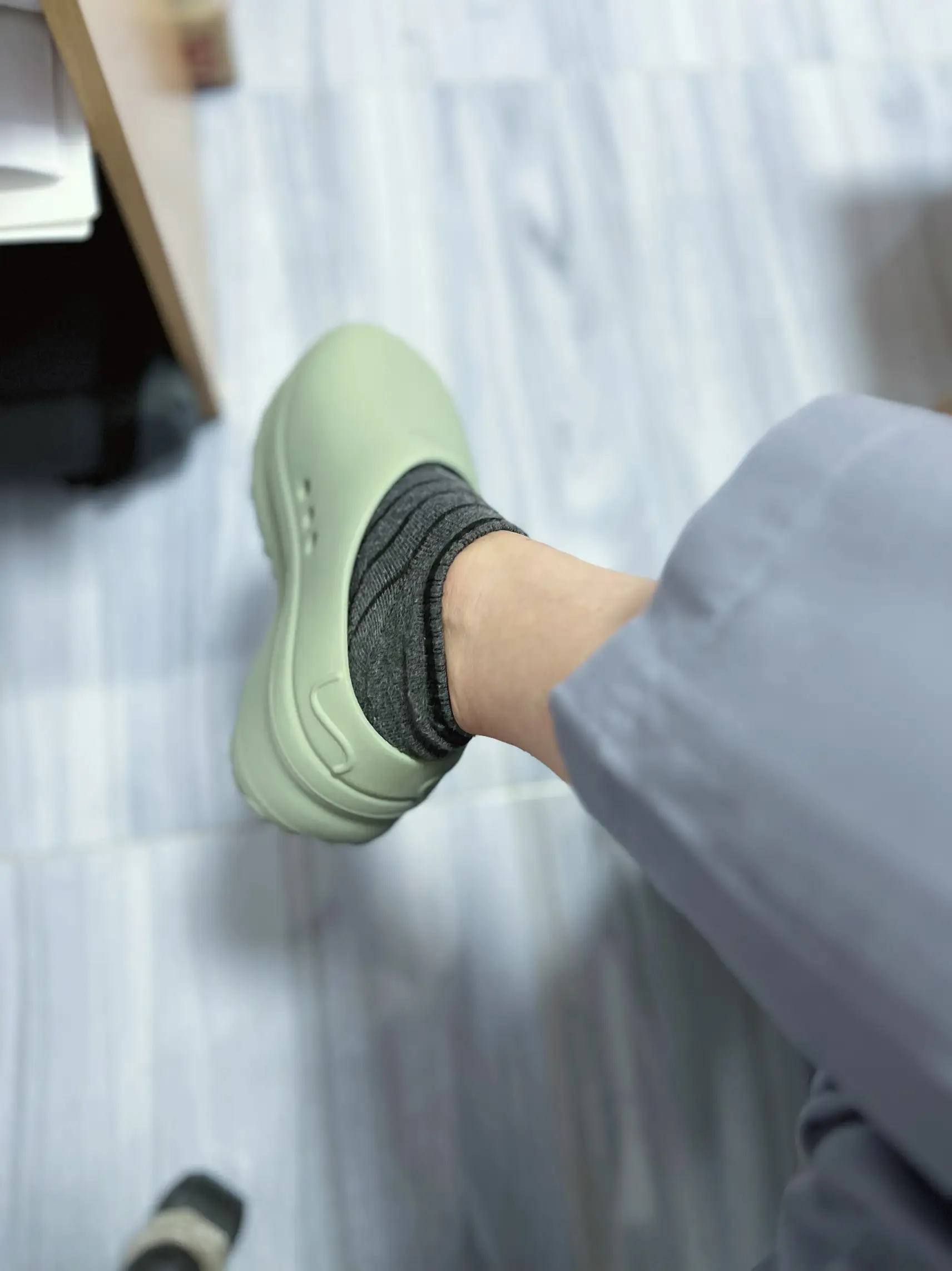 Adifom Stan Smith Mule สี Silver Green | แกลเลอรีที่โพสต์โดย Anne ...