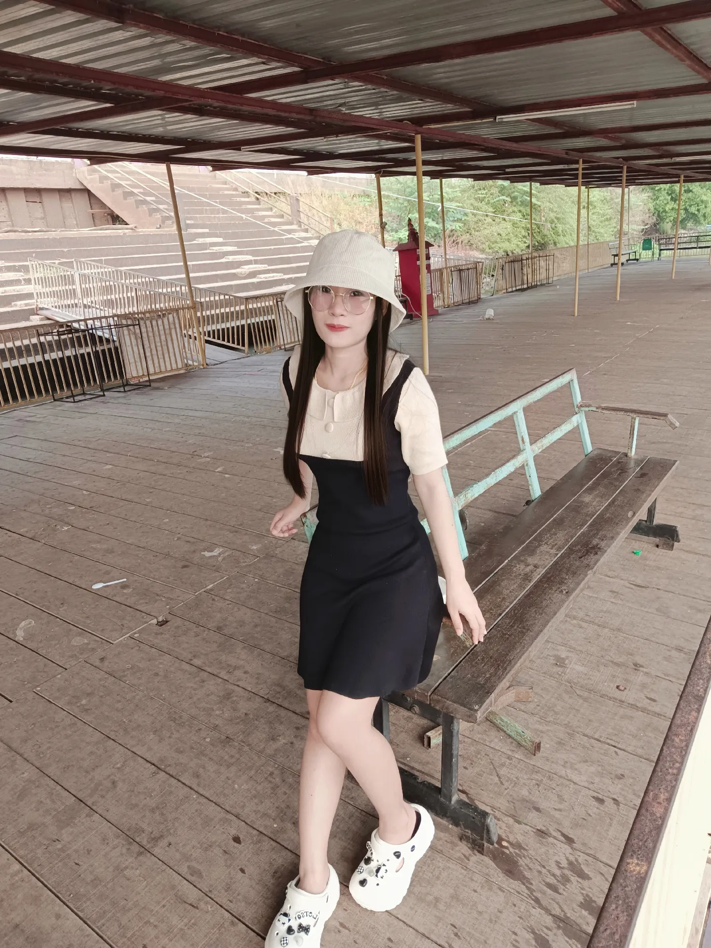 ลุคหวานๆ เดรสน่ารักๆ | แกลเลอรีที่โพสต์โดย Kamon_pin | Lemon8