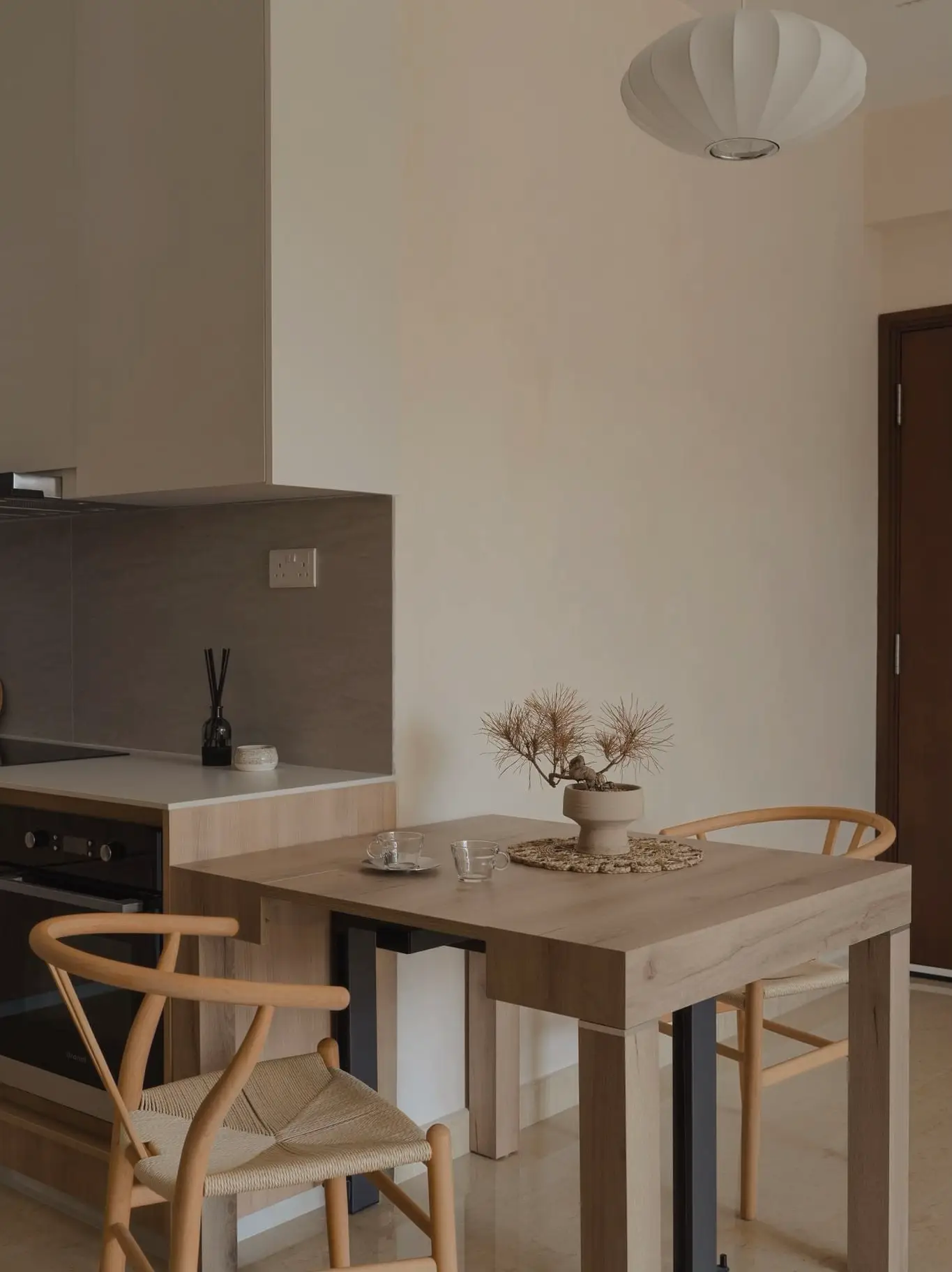Japanese minimalism and Scandinavian kitchen | Gallery posted by MET ...