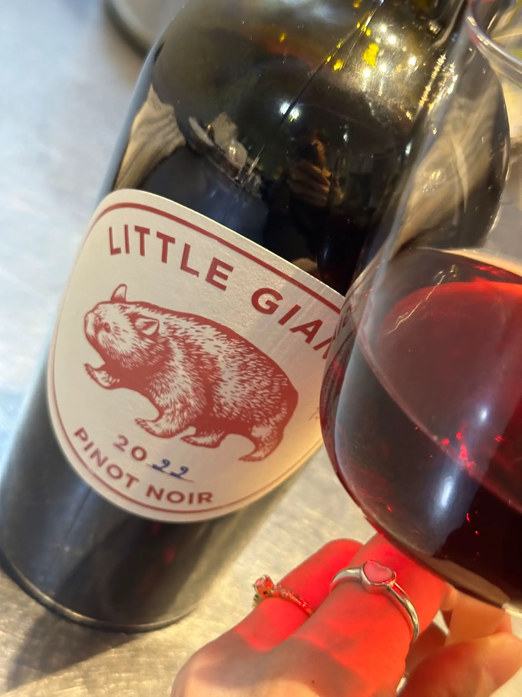 เรื่องไวน์ขอให้บอก 1 :: Little Giant Pinot Noir🇦🇺 | แกลเลอรีที่โพสต์โดย ...