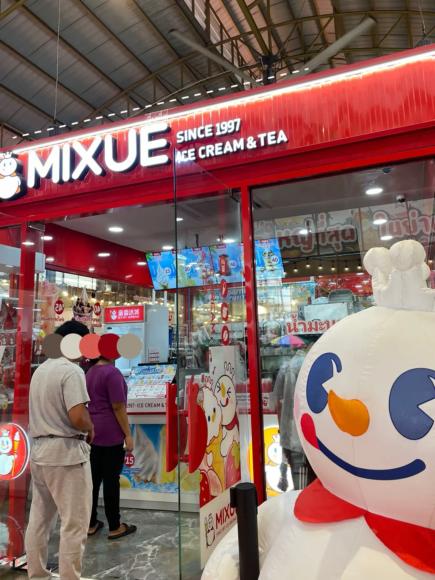 รีวิวไอติม MIXUE (มี่เสวี่ย)มาบุกปิ่นเกล้าแล้ว! ⭐️🍦🇨🇳 | แกลเลอรีที่ ...