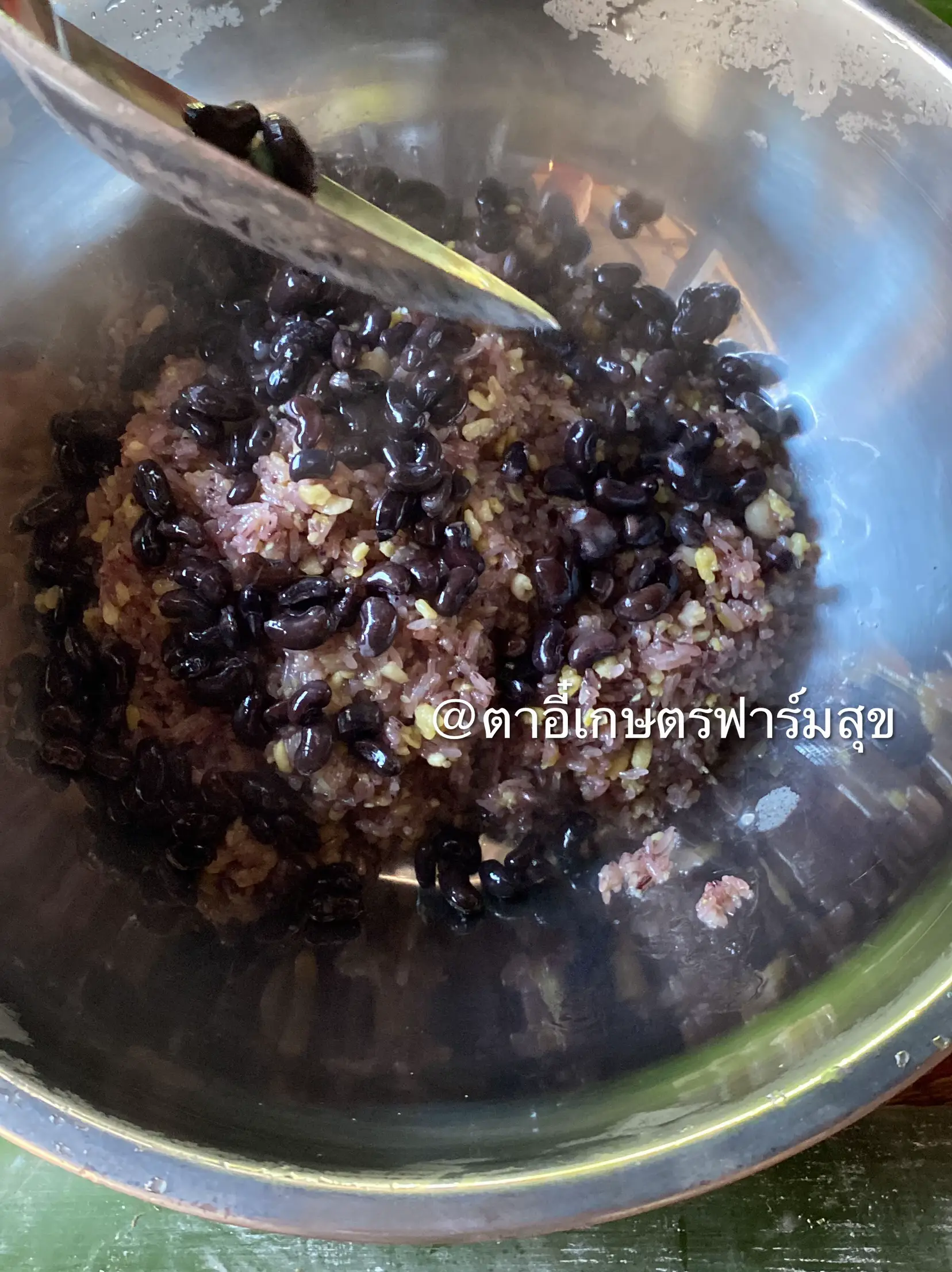 ข้าวหลาม ข้าวก่ำบั้งใหญ่ๆ‼️ มากินนำกันจ้า | แกลเลอรีที่โพสต์โดย Taei Farm | Lemon8