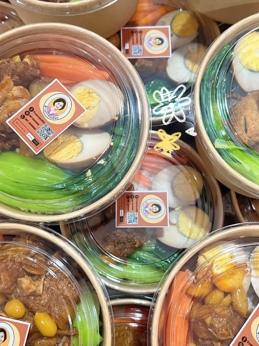 ข้าวหน้า แกงฮังเล | แกลเลอรีที่โพสต์โดย Bow Jumbo | Lemon8