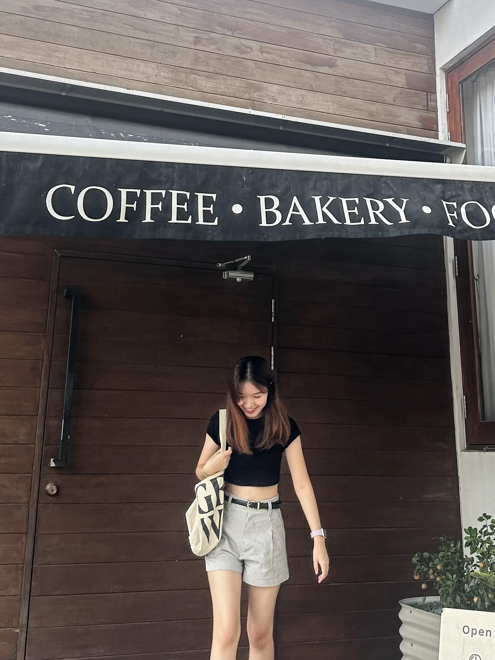 OOTD CAFE | แต่งตัวฉบับสาวขี้เกียจ EP.2 📸 | แกลเลอรีที่โพสต์โดย AIF 🤍 | Lemon8