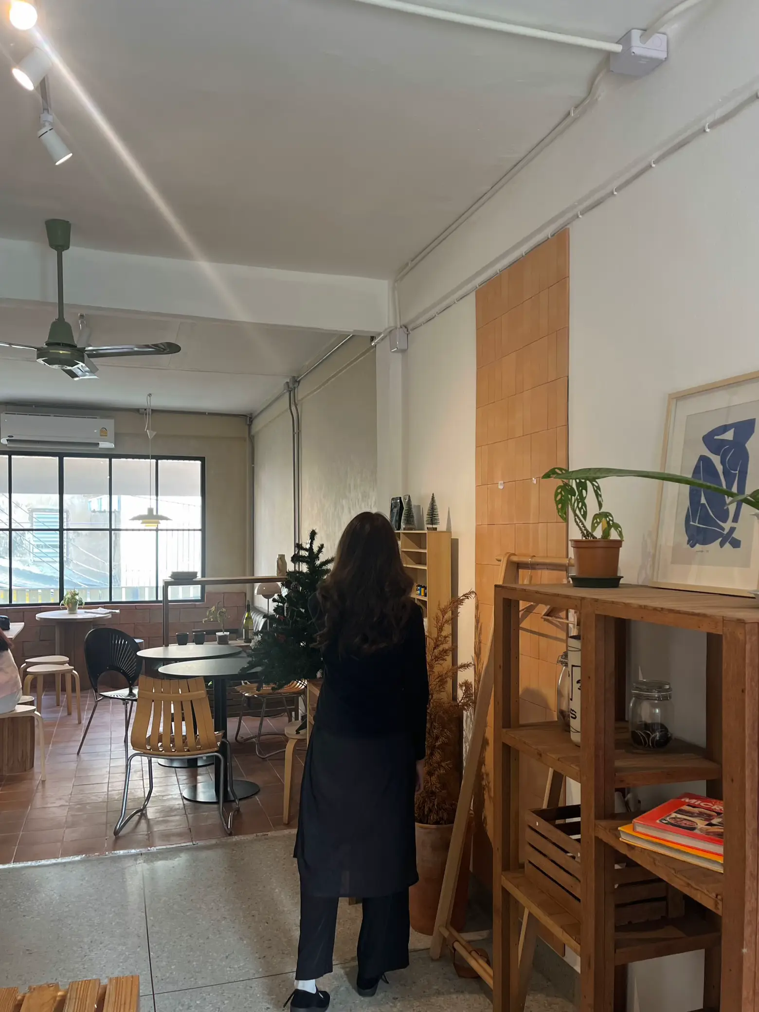Stockroom cafe คาเฟ่ย่านราชเวที!! | แกลเลอรีที่โพสต์โดย Awatsaya.ii ...