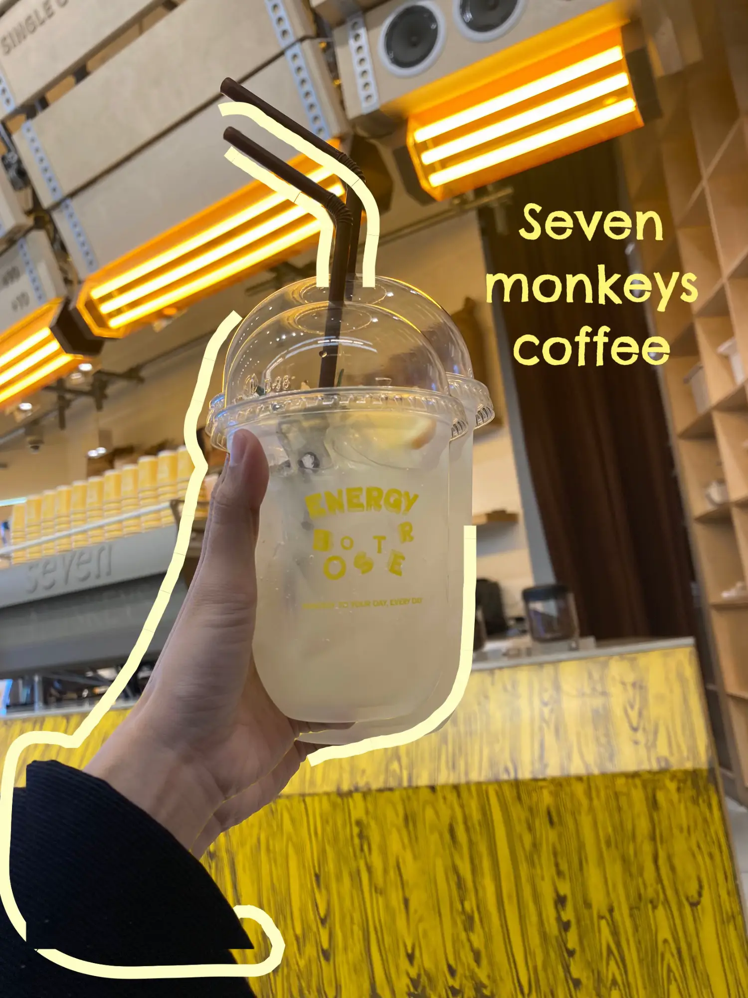Seven Monkeys ร้านกาแฟในเมืองทอง | แกลเลอรีที่โพสต์โดย C’est Plaッ | Lemon8