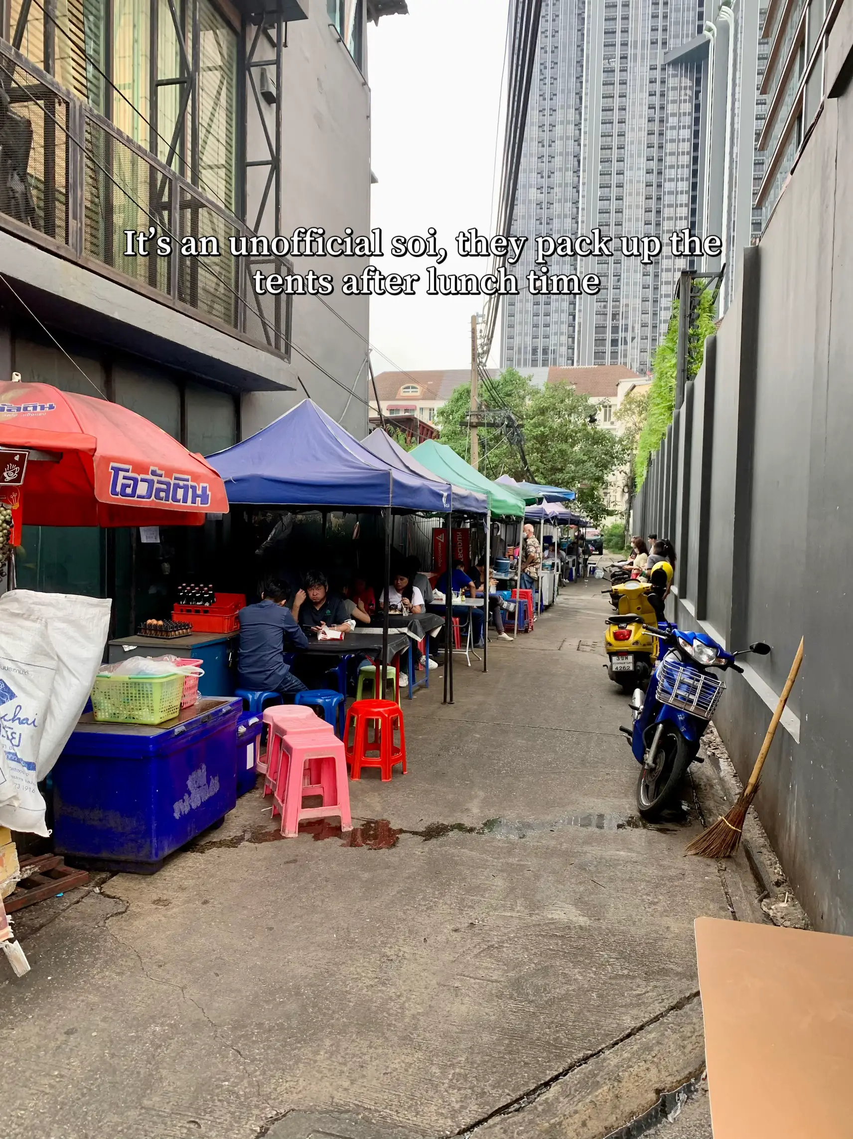 Life in Bangkok-hot girl walks, accidental shoppin | Gallery posted by ...