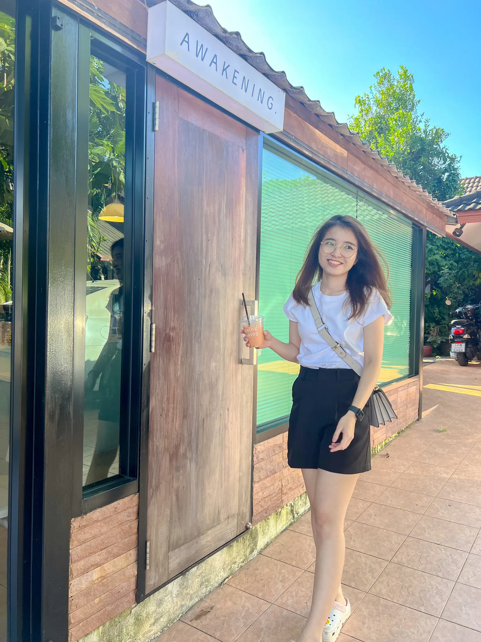 คาเฟ่ในวันหยุด | Gallery posted by NI | Lemon8