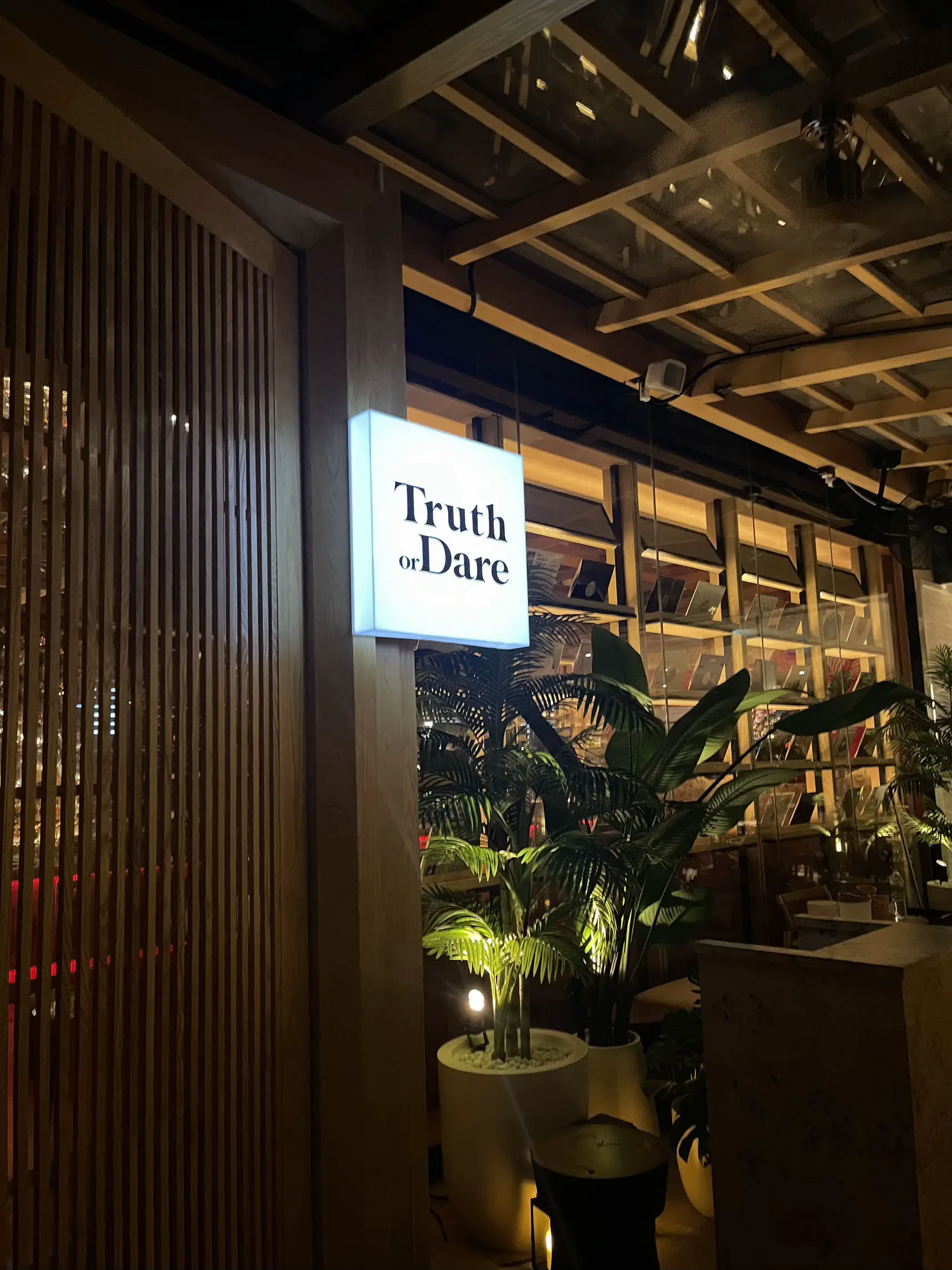 Truth or Dare 🥂🪩 | แกลเลอรีที่โพสต์โดย jes. | Lemon8
