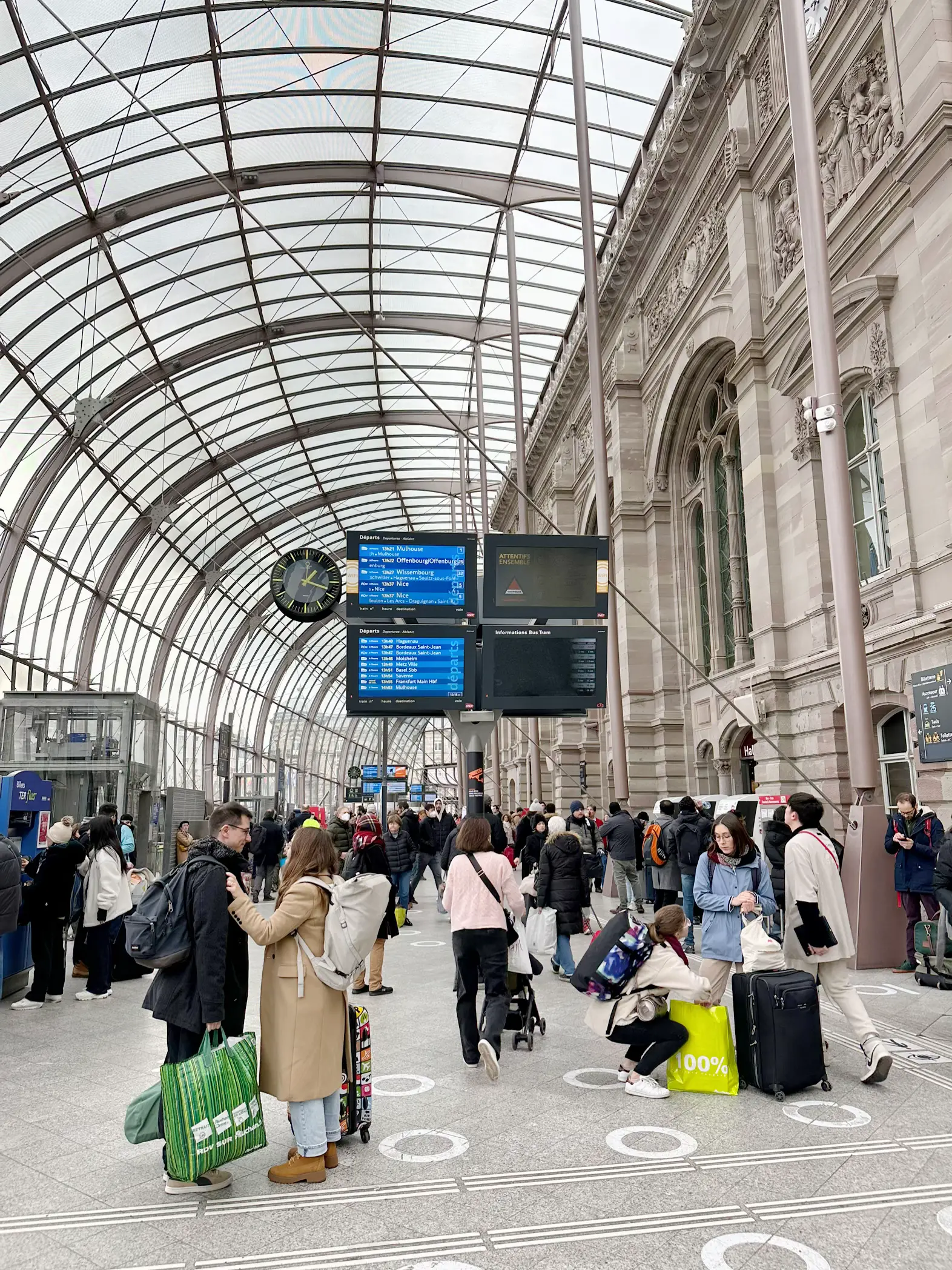 ที่พักติดสถานีรถไฟในเมือง Strasbourg สะดวกสุดๆ | แกลเลอรีที่โพสต์โดย ...