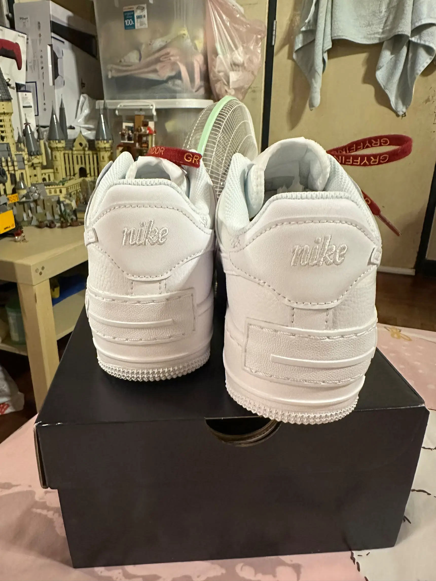 รัก Air Force จ้า ขาวจั๊วะ มินิมอล มินิใจ ฉันหลง Nike เฉย | แกลเลอรีที่โพสต์โดย NUTSUDA | Lemon8