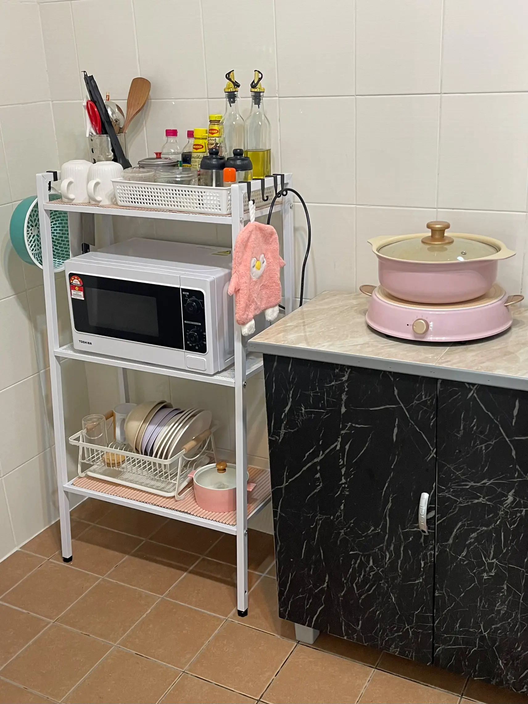 Simple small kitchen without cabinet | Galeri diposting oleh Melissasuu ...