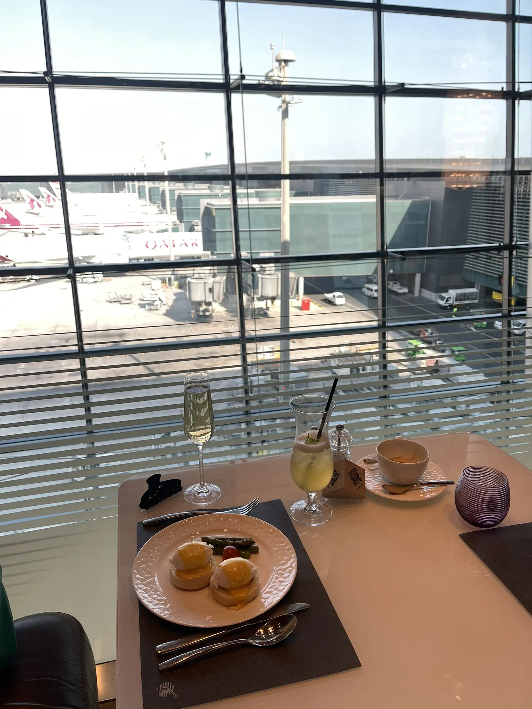 ใช้ชีวิตใน Al Mourjan Business Lounge กว่า 20 ชั่วโมง🛬 | แกลเลอรีที่โพสต์โดย nut_chiranan | Lemon8