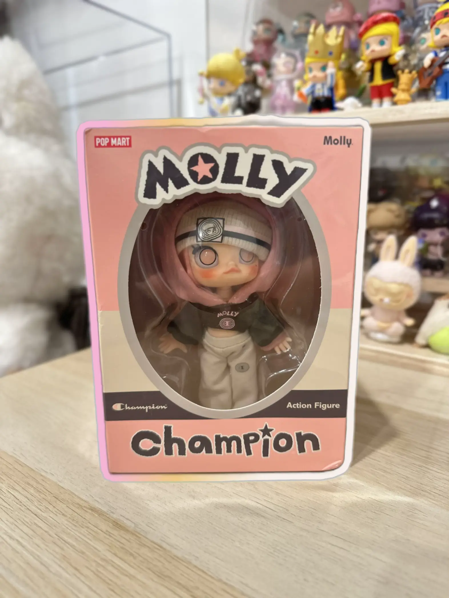 Molly X Champion | แกลเลอรีที่โพสต์โดย Phinyamat B. | Lemon8
