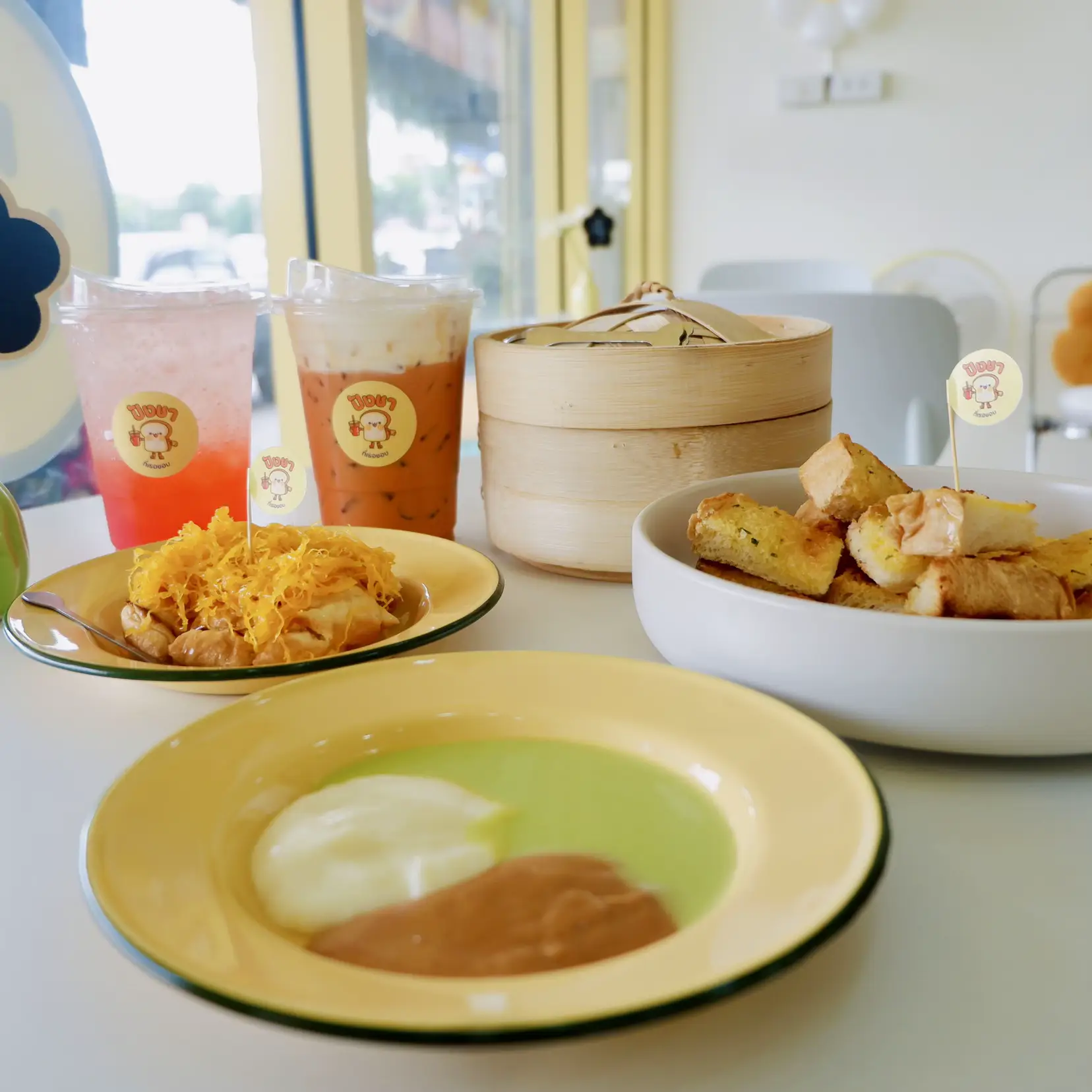 คาเฟ่ขนมหวาน🧁เปิดใหม่ รังสิต คลอง 𝟏 🚕🌼 | แกลเลอรีที่โพสต์โดย Nonwangwang | Lemon8