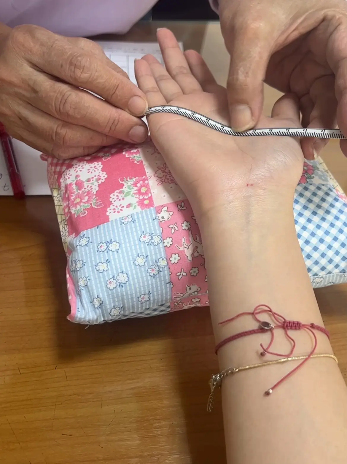 ดูดวงลายมือจากหมอดูพี่ mayy r 🎀 | แกลเลอรีที่โพสต์โดย aomphak | Lemon8