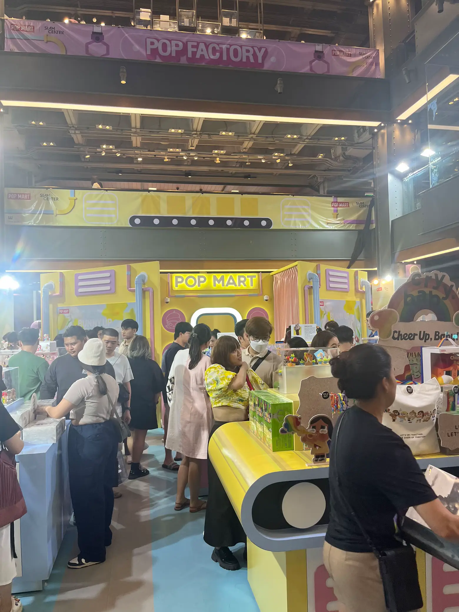 Popmart แบบไม่ได้จองคิว | แกลเลอรีที่โพสต์โดย Chana | Lemon8