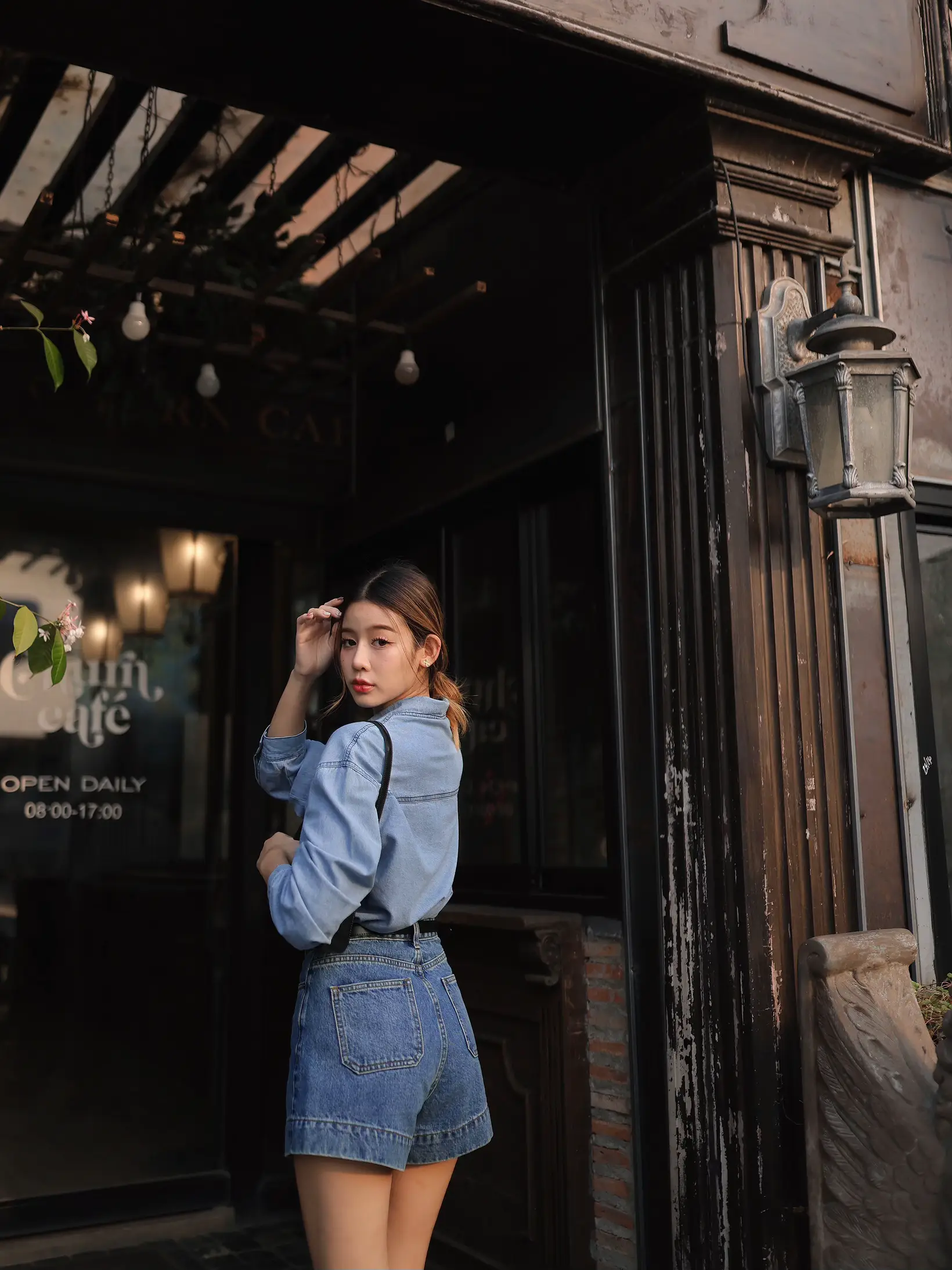 OOTD : Jeans on Jeans | แกลเลอรีที่โพสต์โดย Gimmickjeans | Lemon8