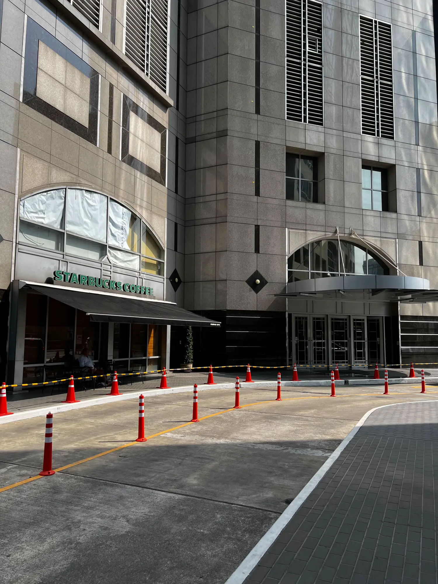 20 ไอเดียยอดนิยมเกี่ยวกับ ตึกall Season Place จอดรถที่ไหนได้บ้าง ในปี 2024