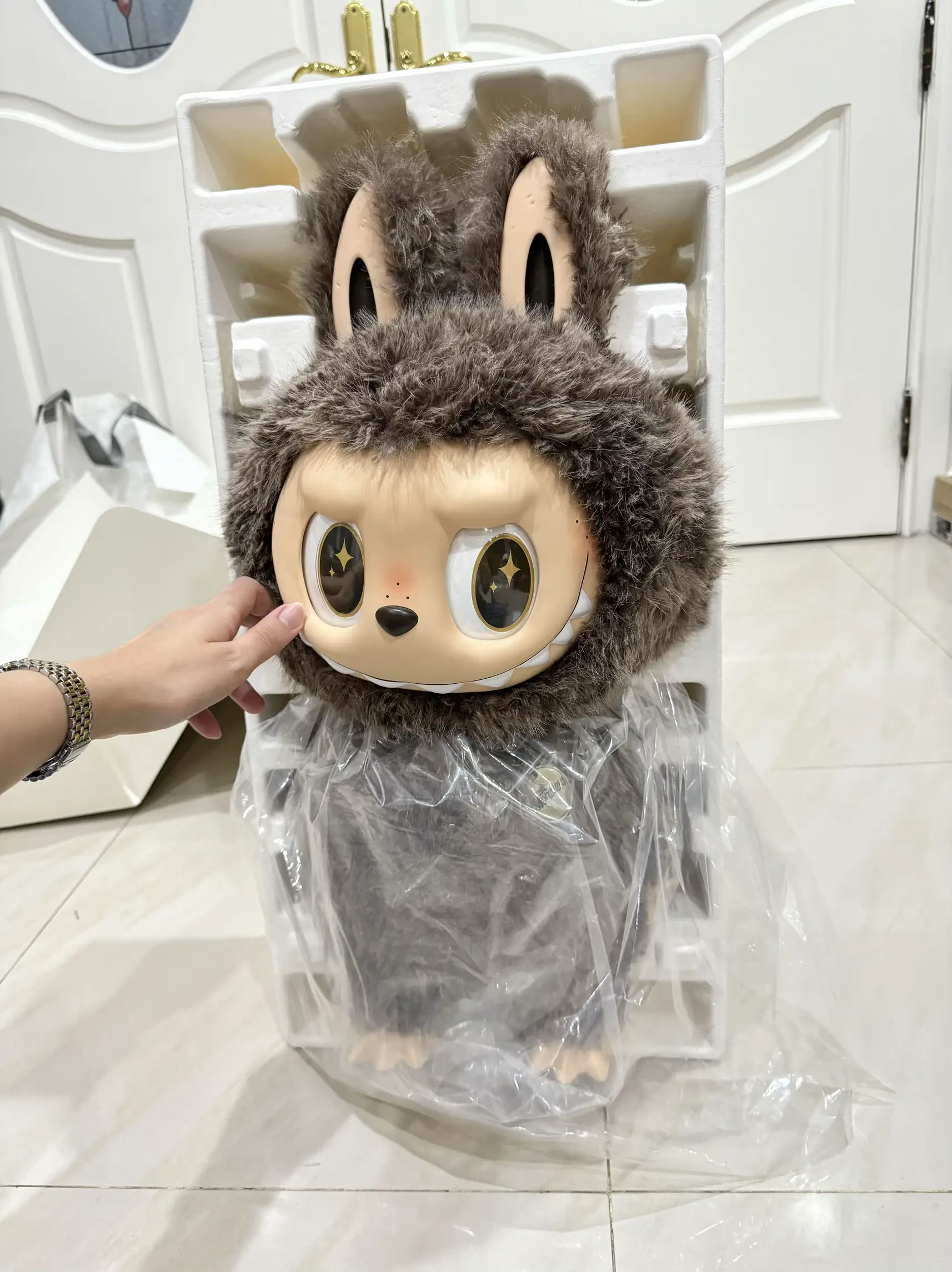 Unbox Zimomo - Labubu ตัวใหญ่ น่ารักมาก! 🤎 | แกลเลอรีที่โพสต์โดย ...