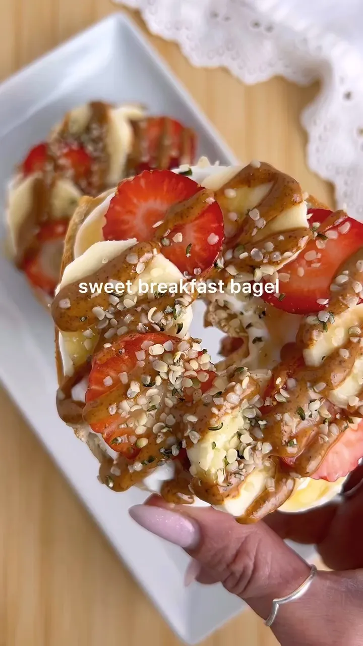 A sweet start to the day 🥰⁣ | Video published by Healthyhustle24 | Lemon8